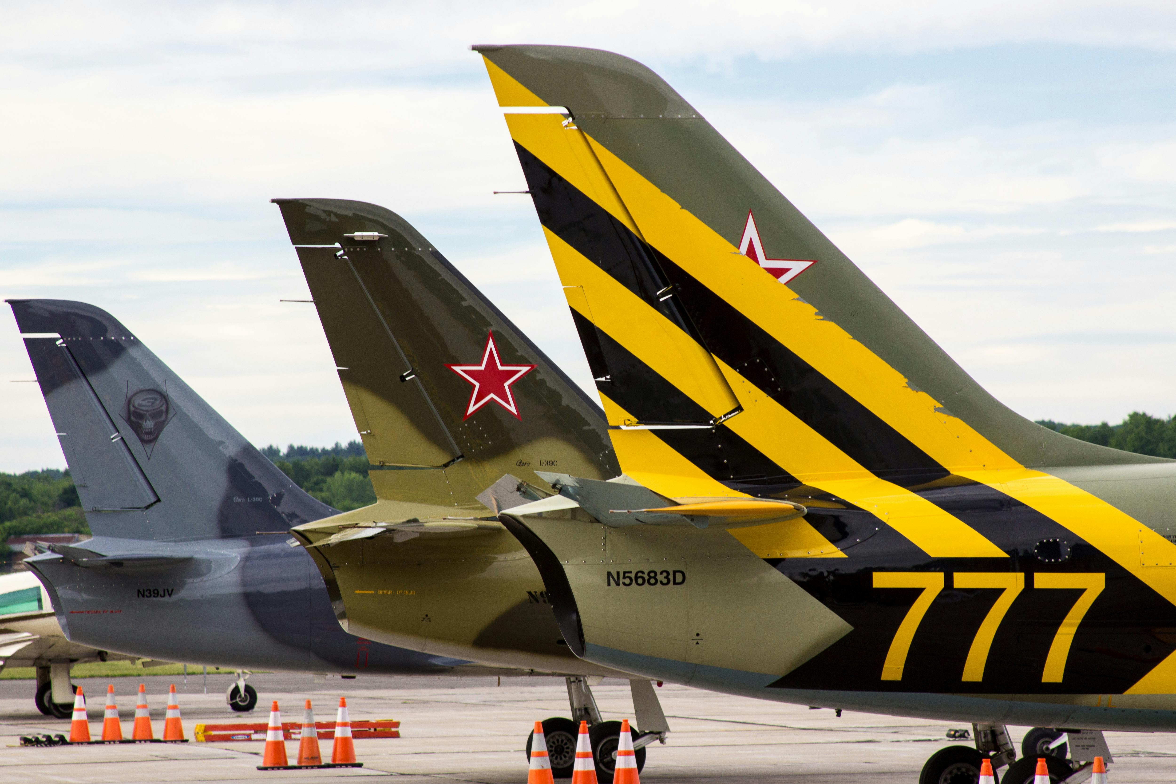 Star Insignia Photos, Download The BEST Free Star Insignia Stock Photos ...