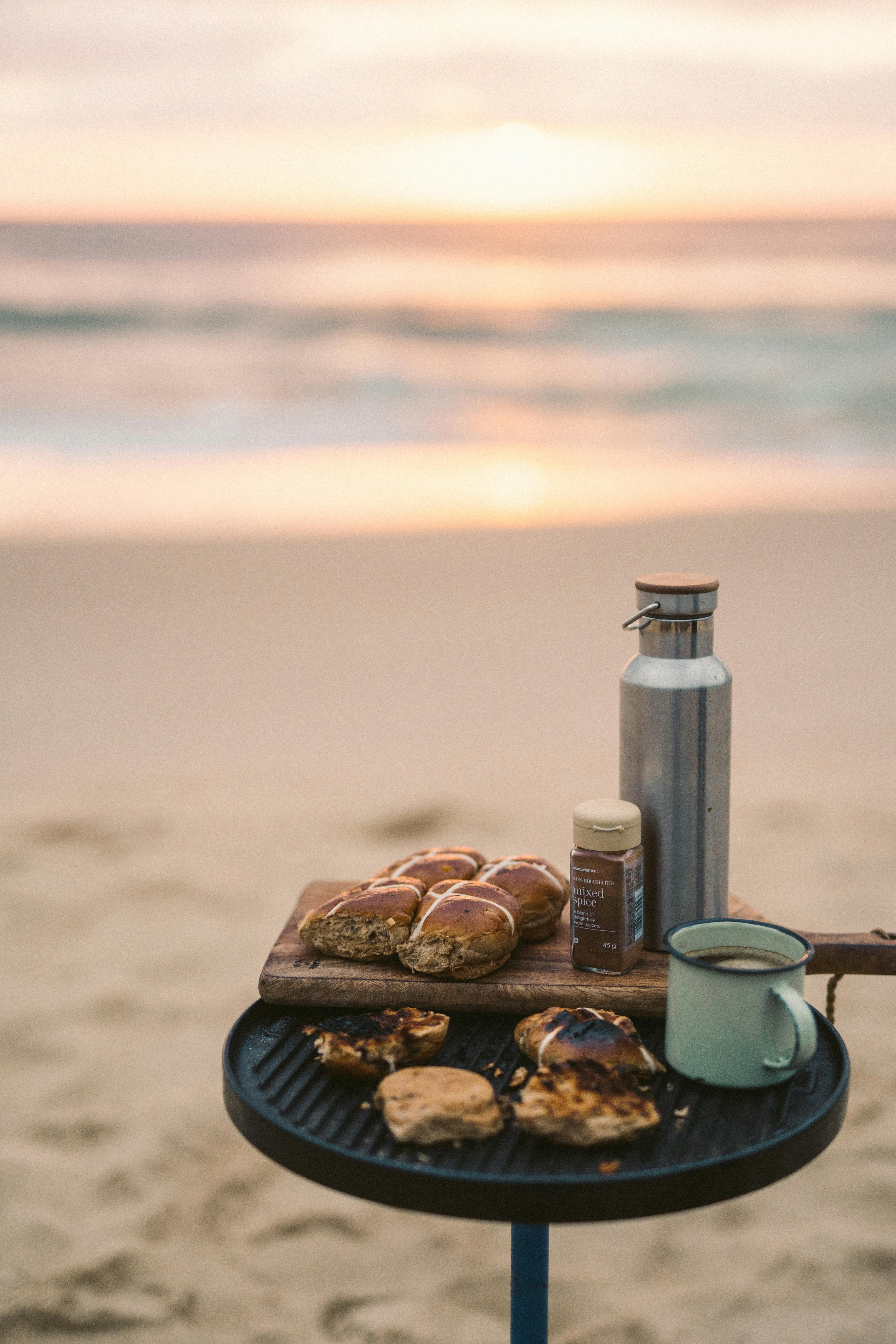 Outdoor Breakfast by the Beach · Free Stock Photo