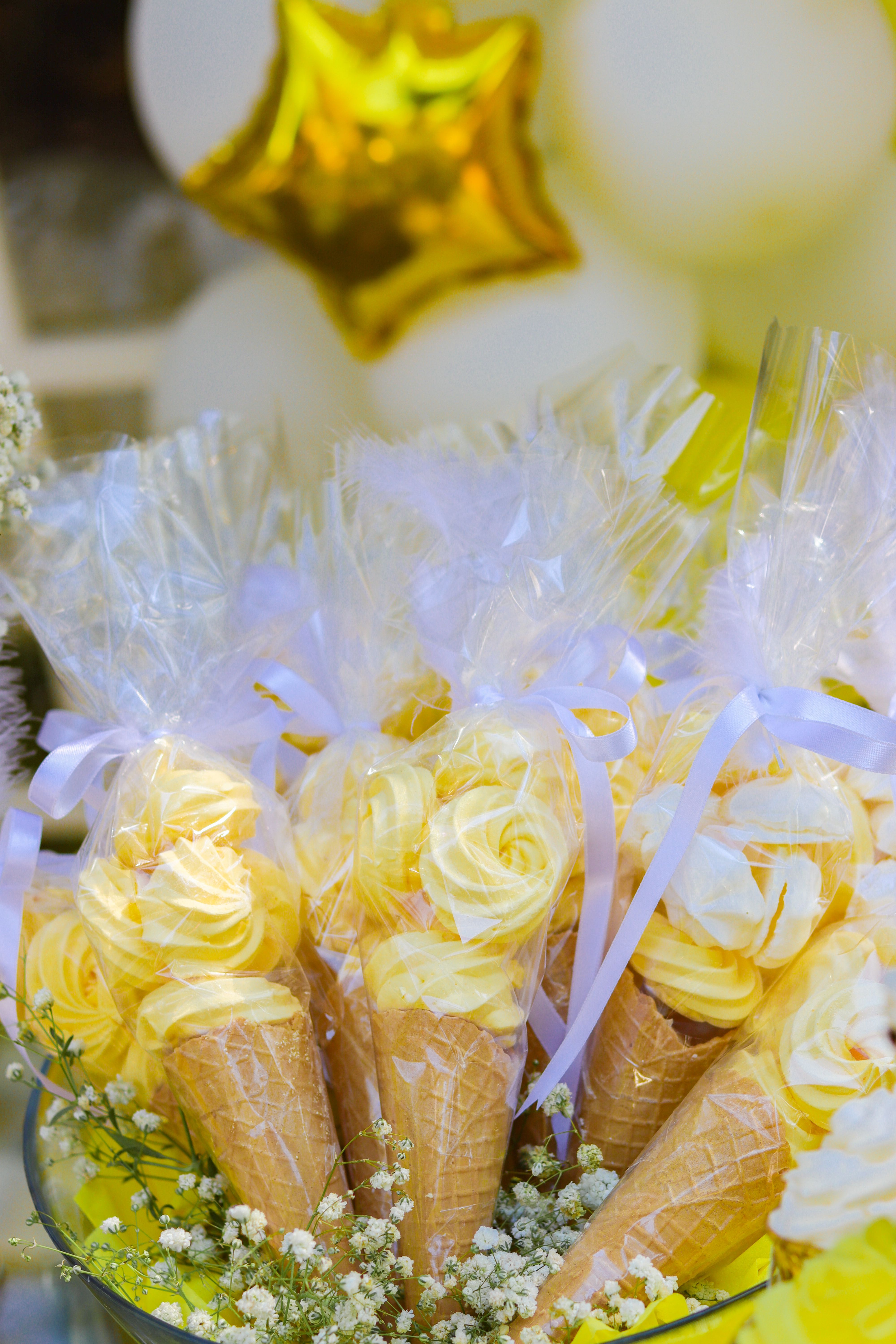 Close-Up Shot of Sweet Treats · Free Stock Photo