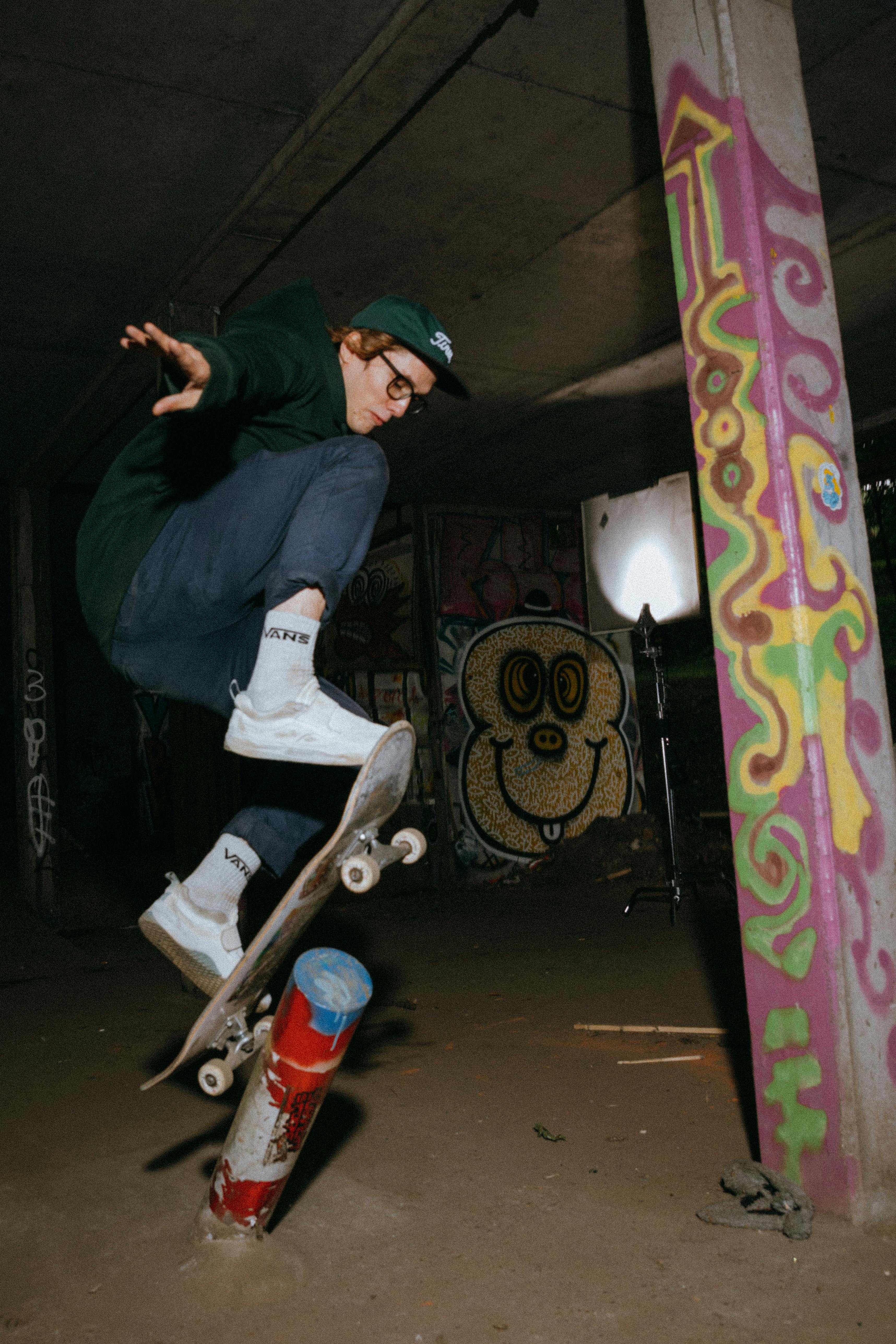 Skateboarder Doing Tricks · Free Stock Photo