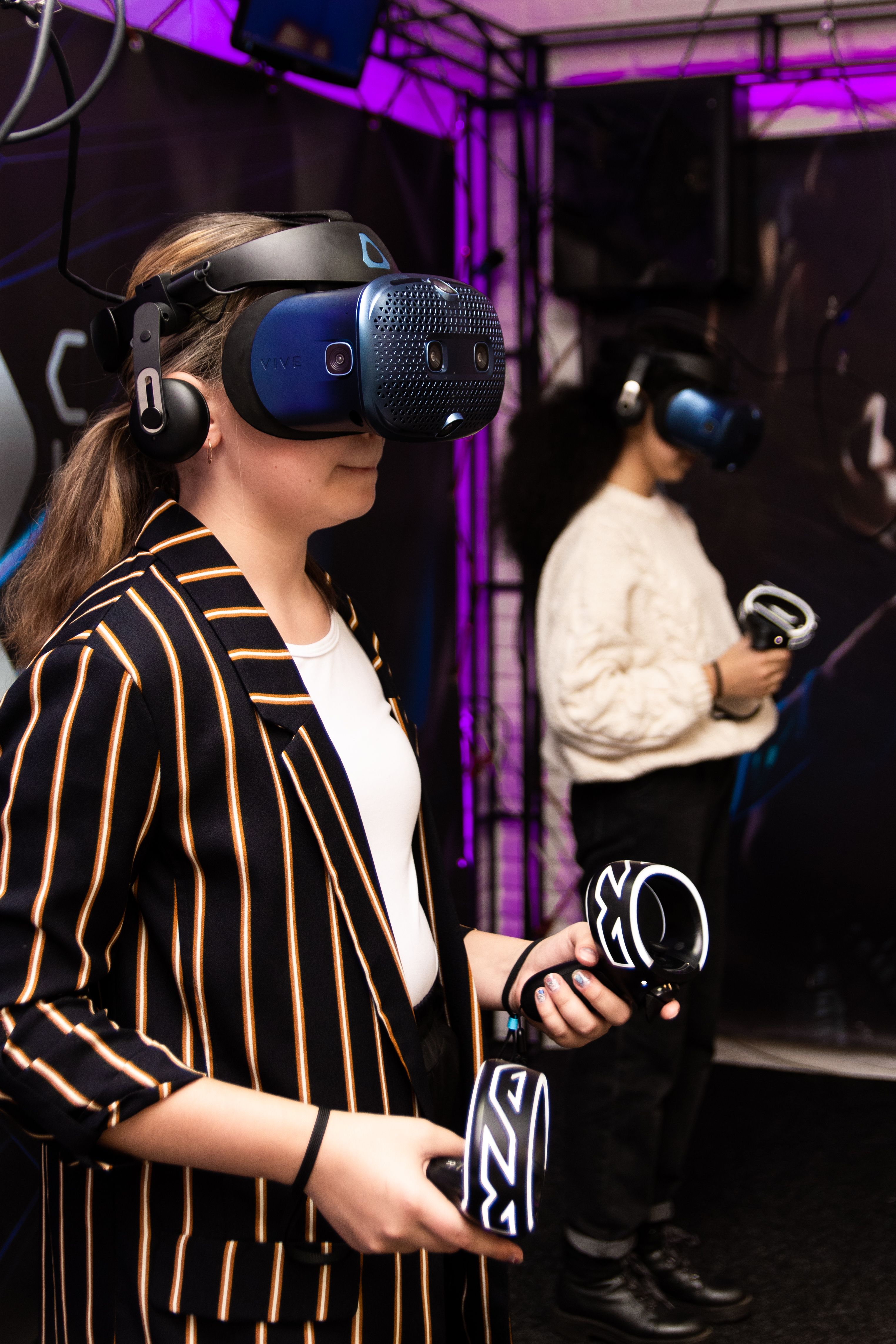 Exploring Virtual Worlds Photos, Download The BEST Free Exploring ...