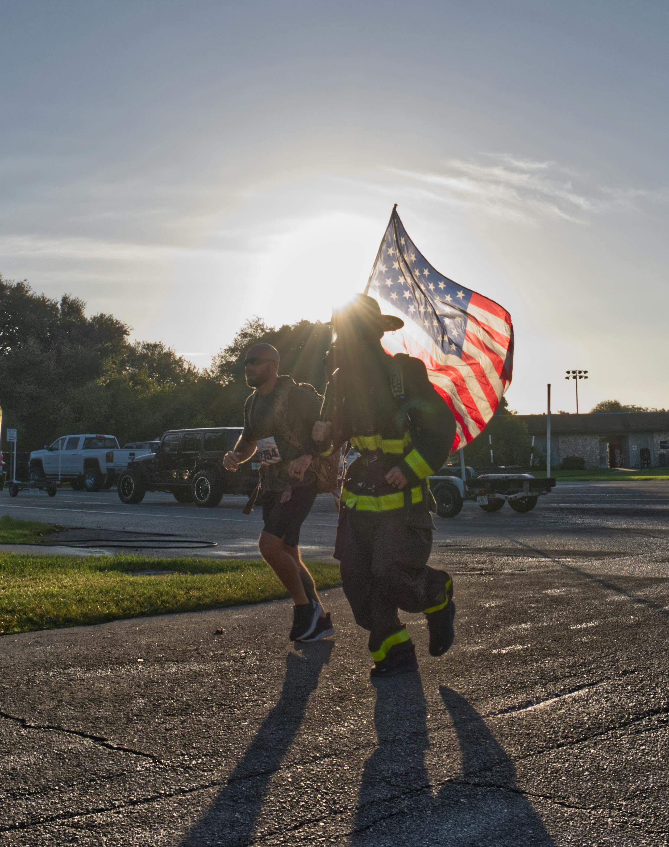 Men in High-Visibility Clothing on a Asphalt Paver · Free Stock Photo