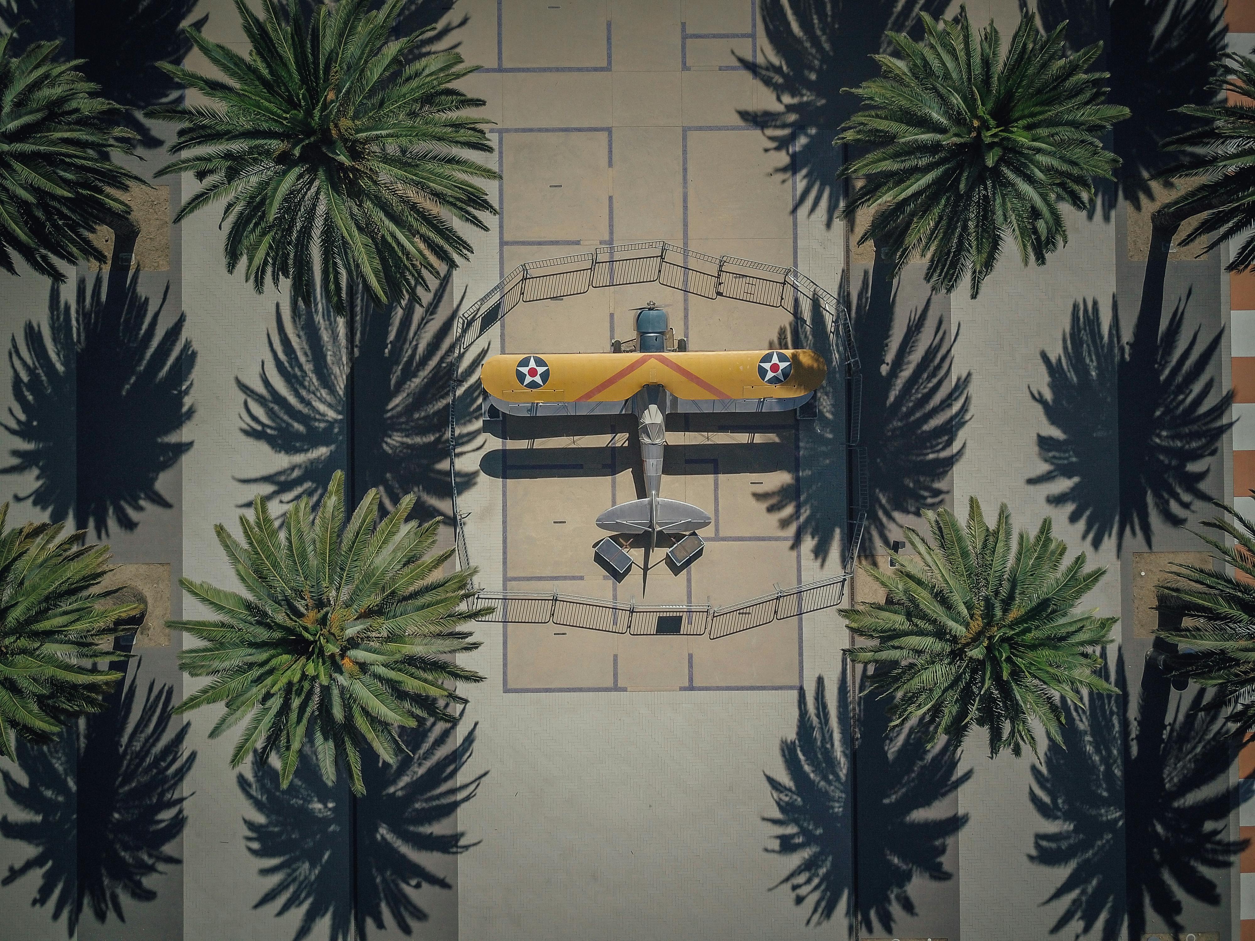 Runway Top View Photos, Download The BEST Free Runway Top View Stock ...