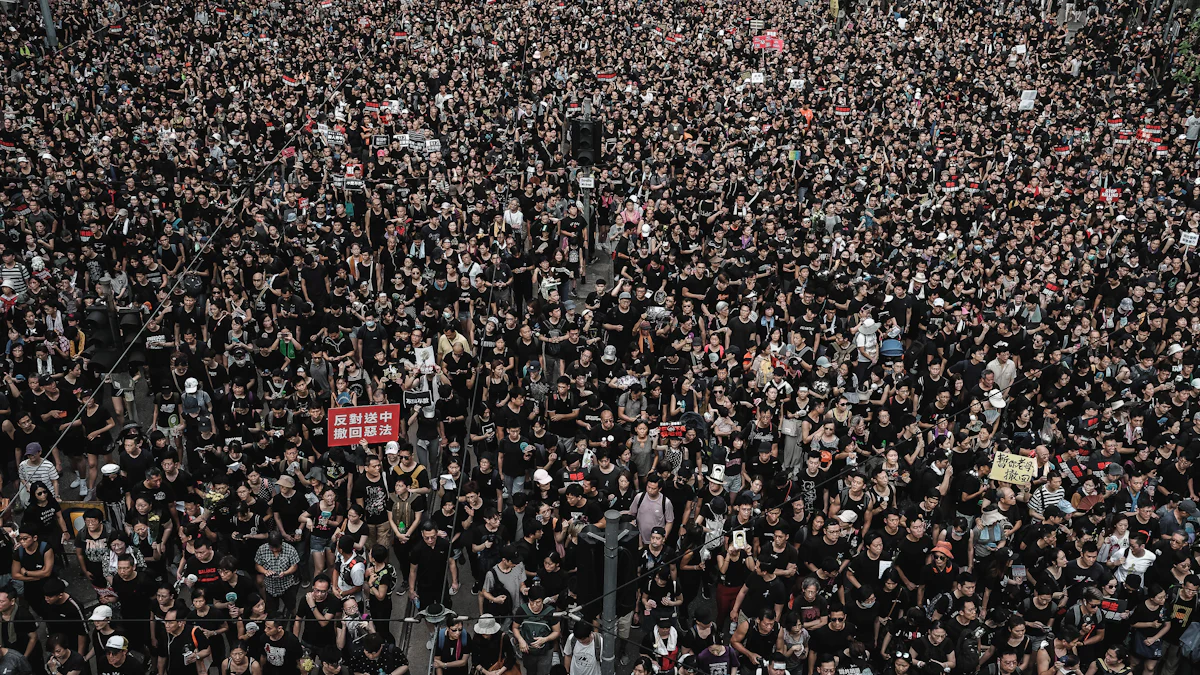 Avoid Crowd Marketing Pitfalls for Maximum Success Avoid Crowd Marketing Pitfalls for Maximum Success
