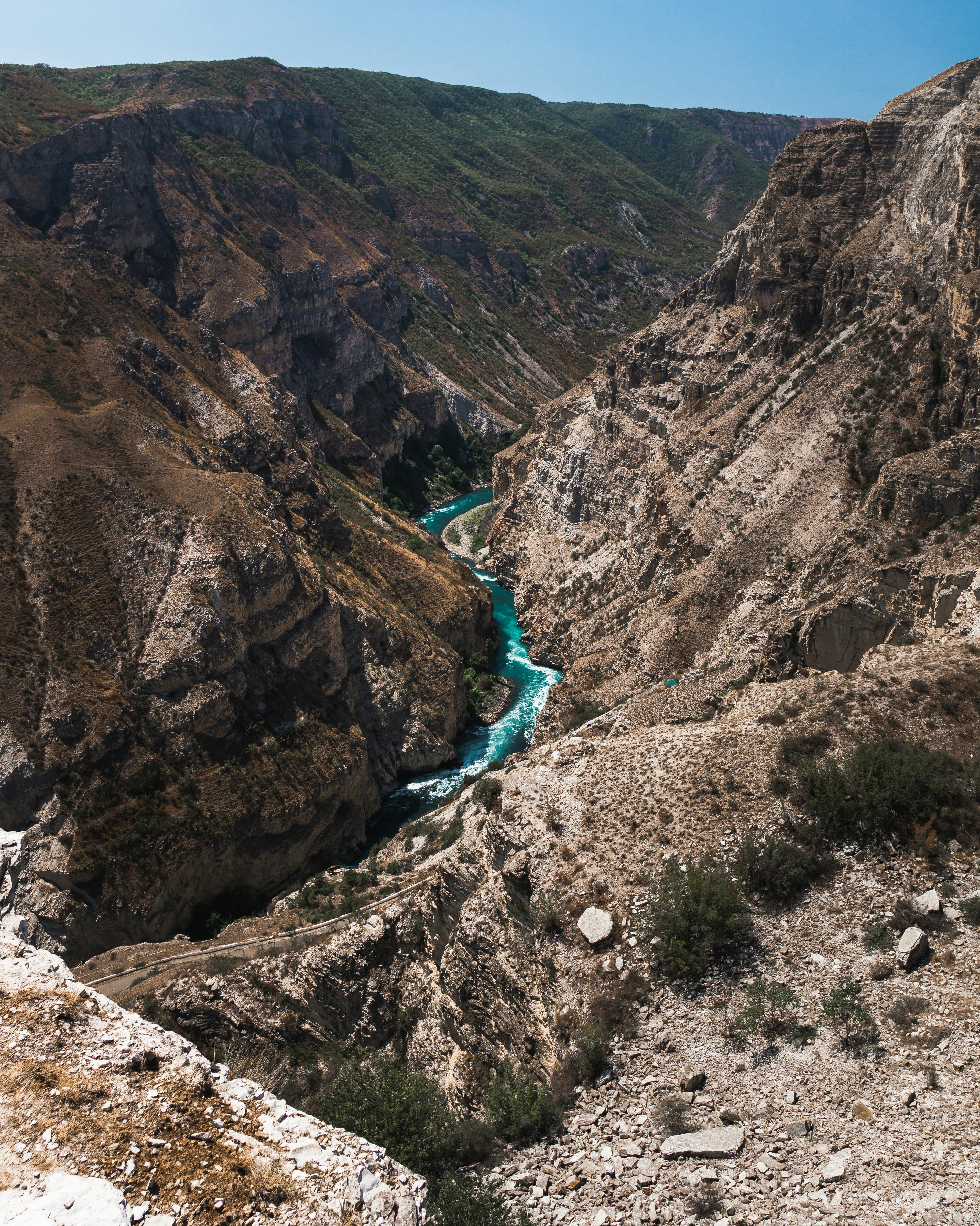 A River between Mountains · Free Stock Photo