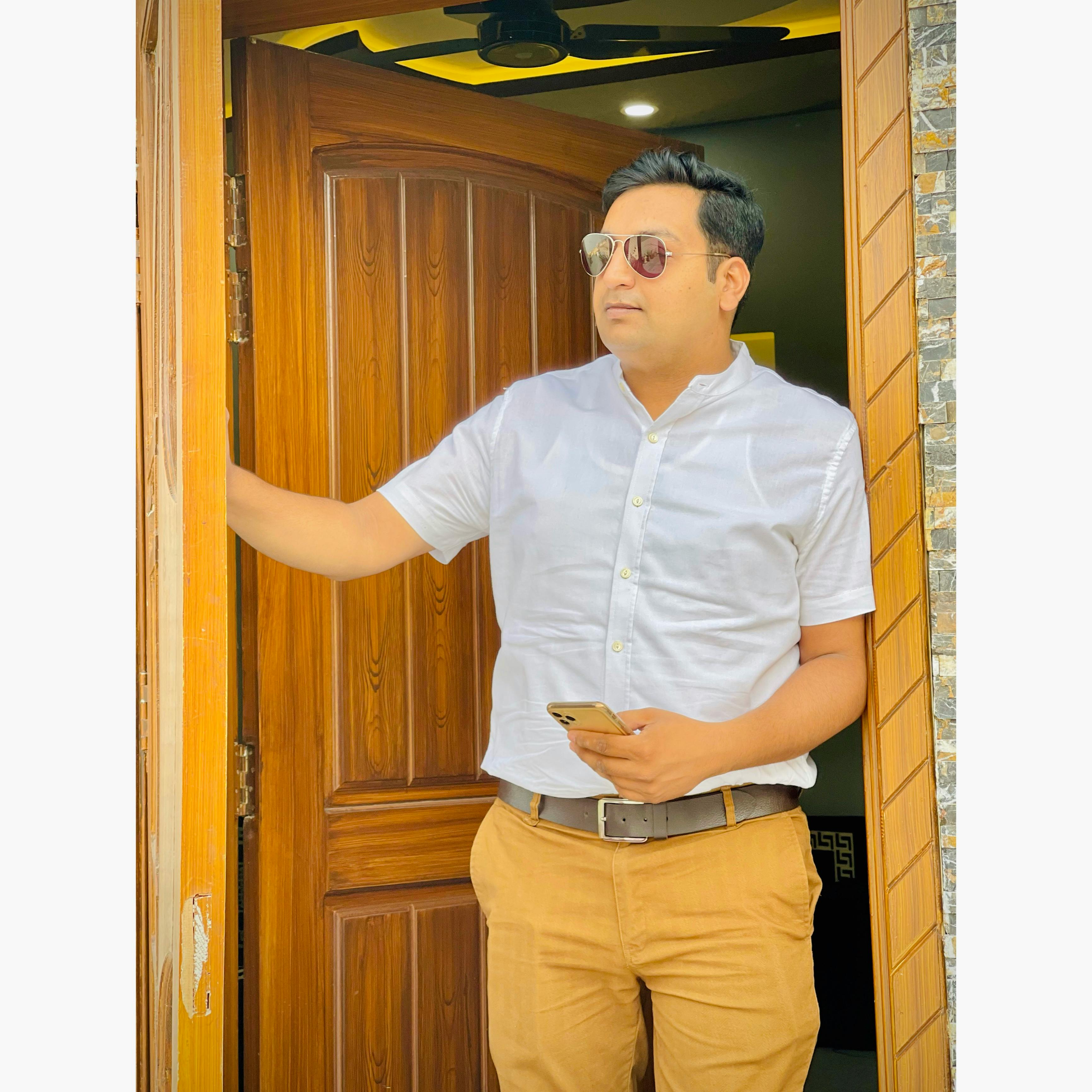 Raja Mudassar Ali - 写真