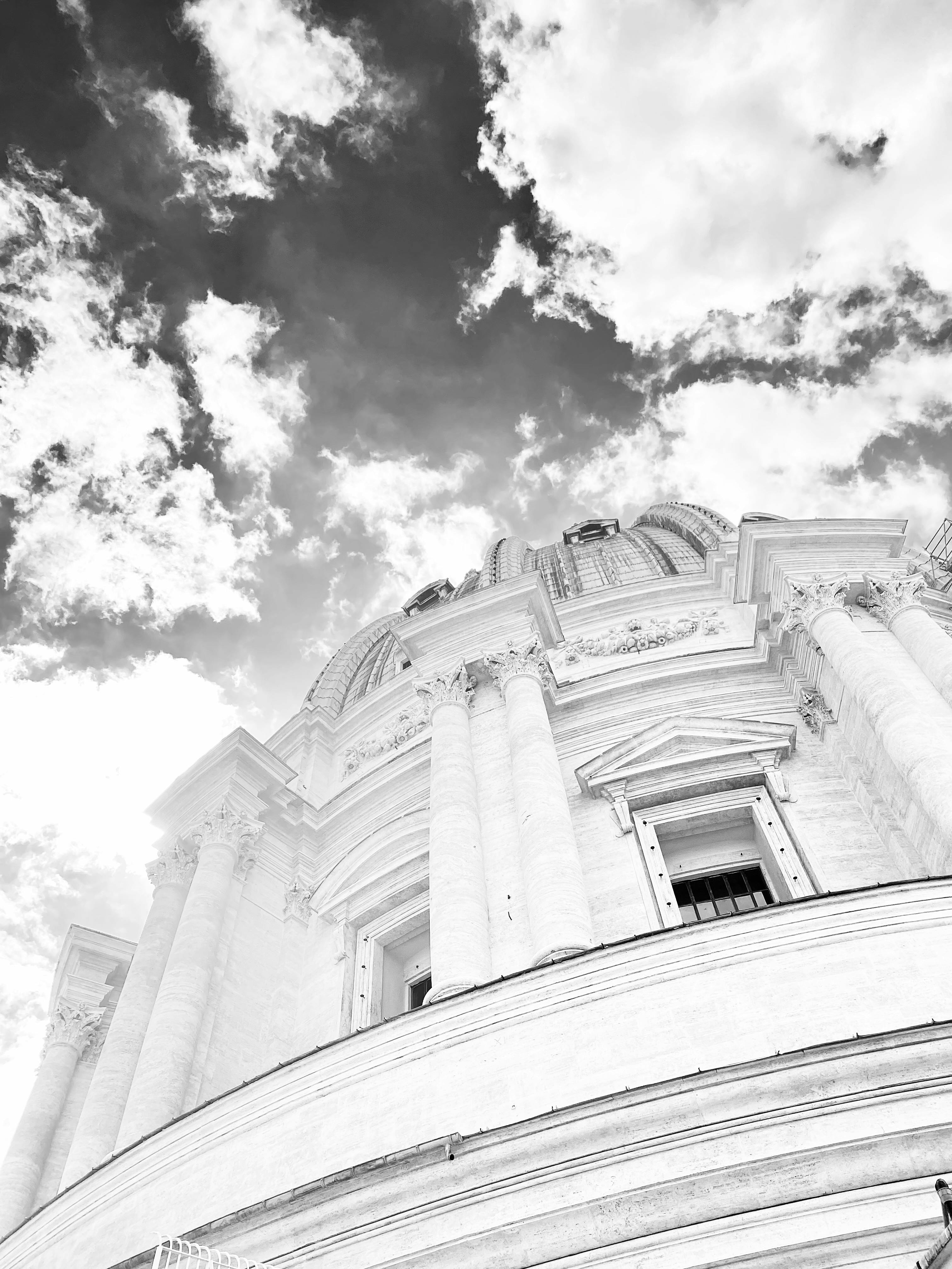Massive Curved Colonnade of Basilica · Free Stock Photo