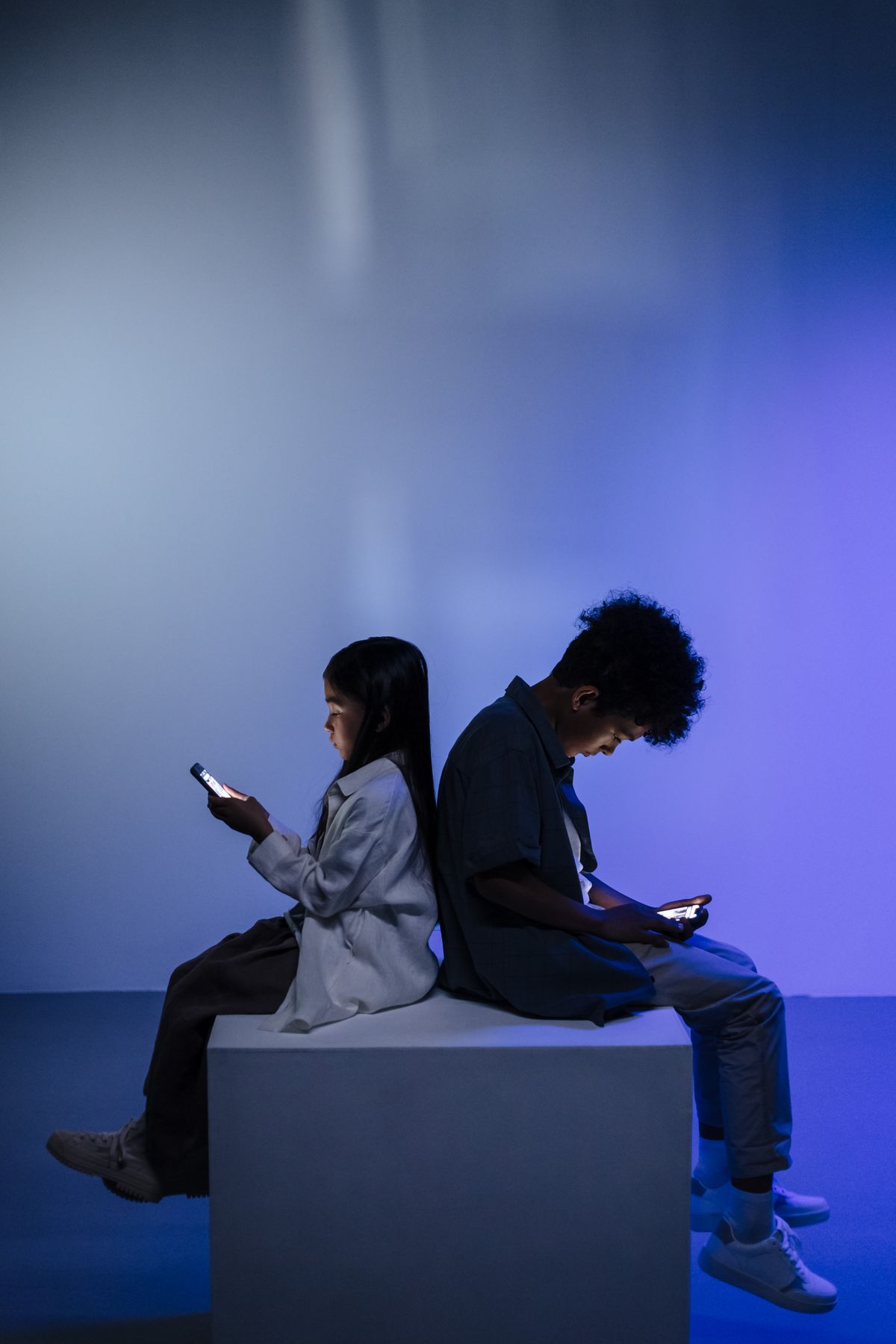 Phone Addiction Photos, Download The BEST Free Phone Addiction Stock ...