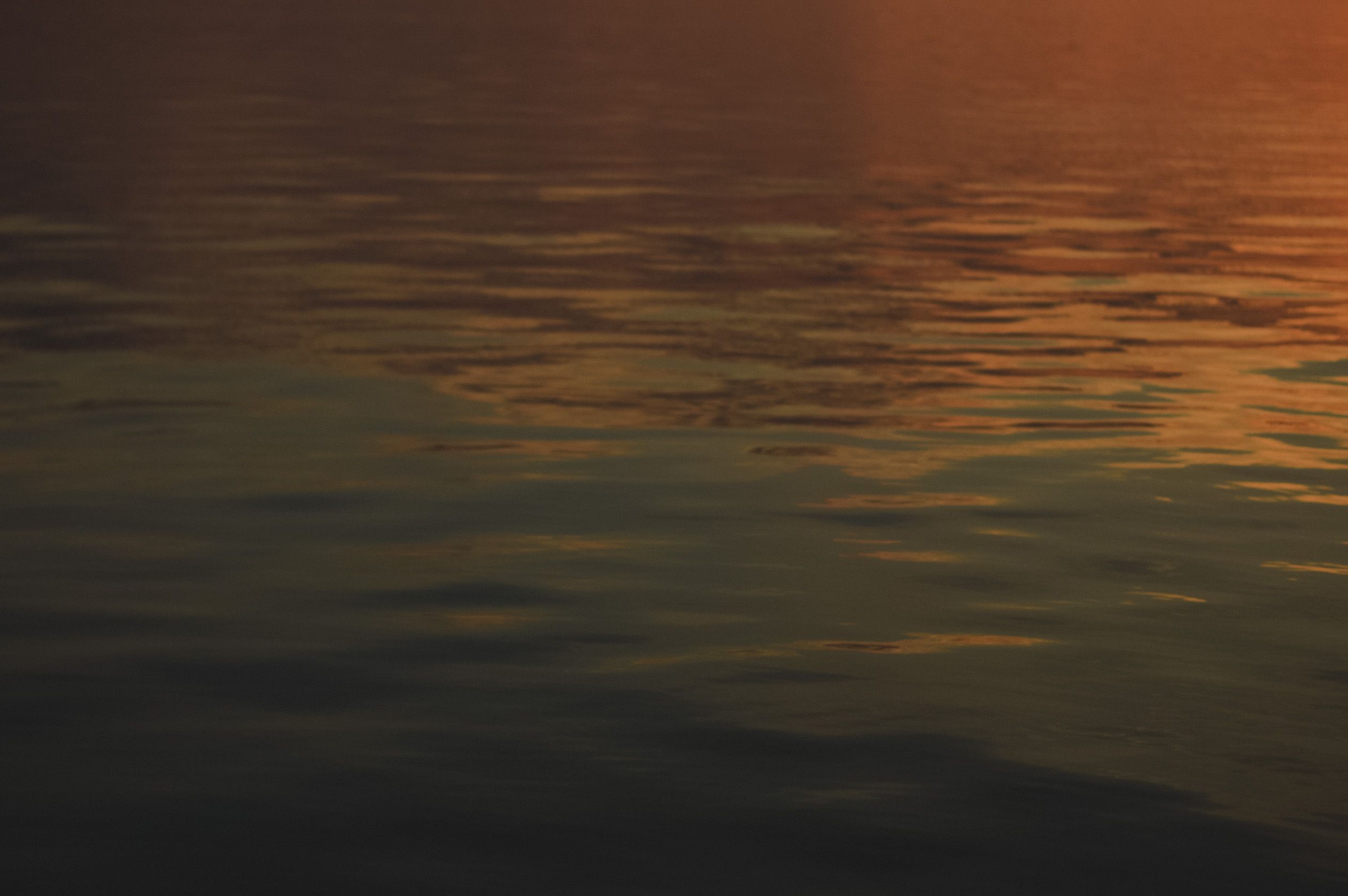 Offshore Drilling Rig on Body of Water · Free Stock Photo