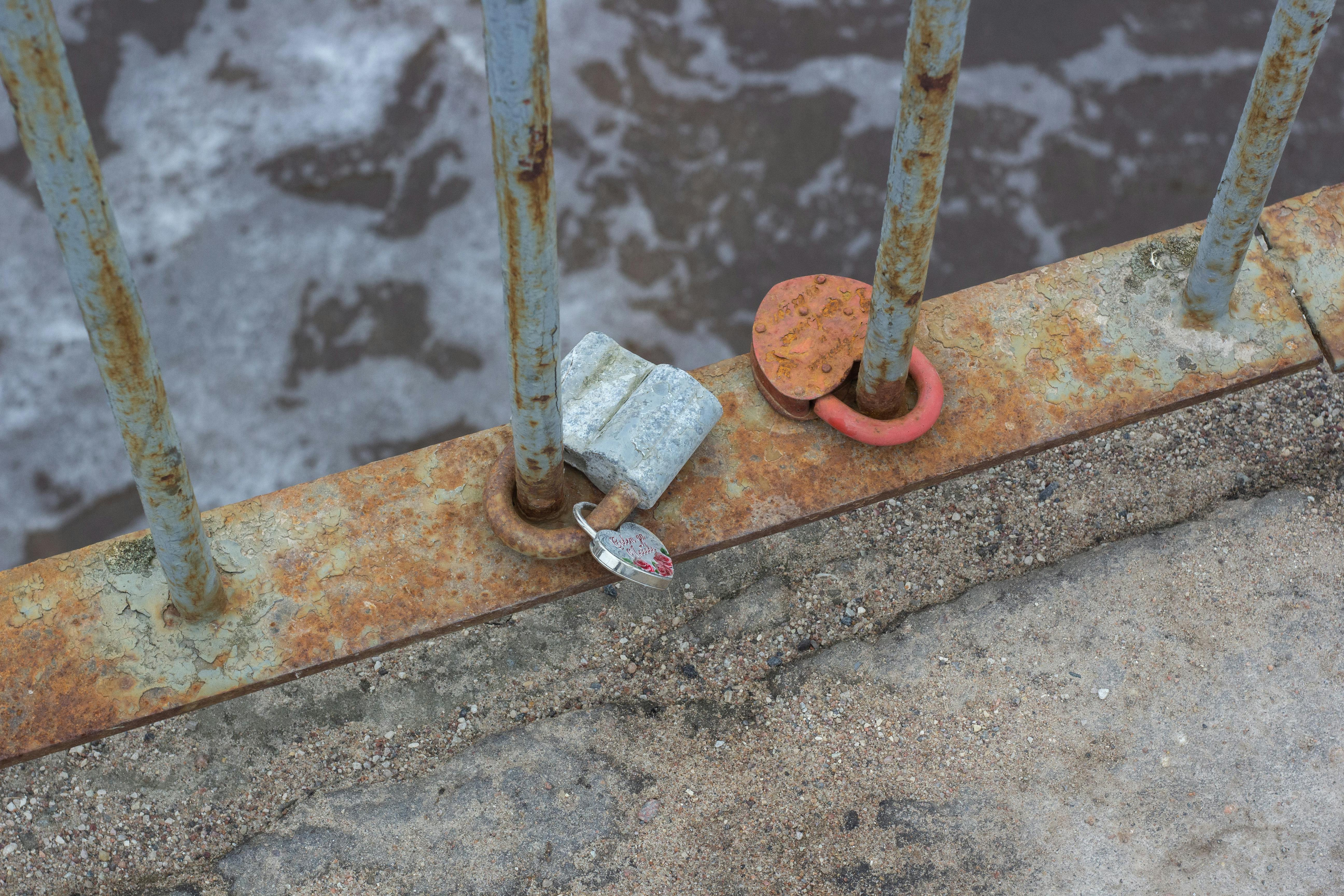 Hotel Room Locks That Look Rusty & Worn Out Photos, Download The BEST ...