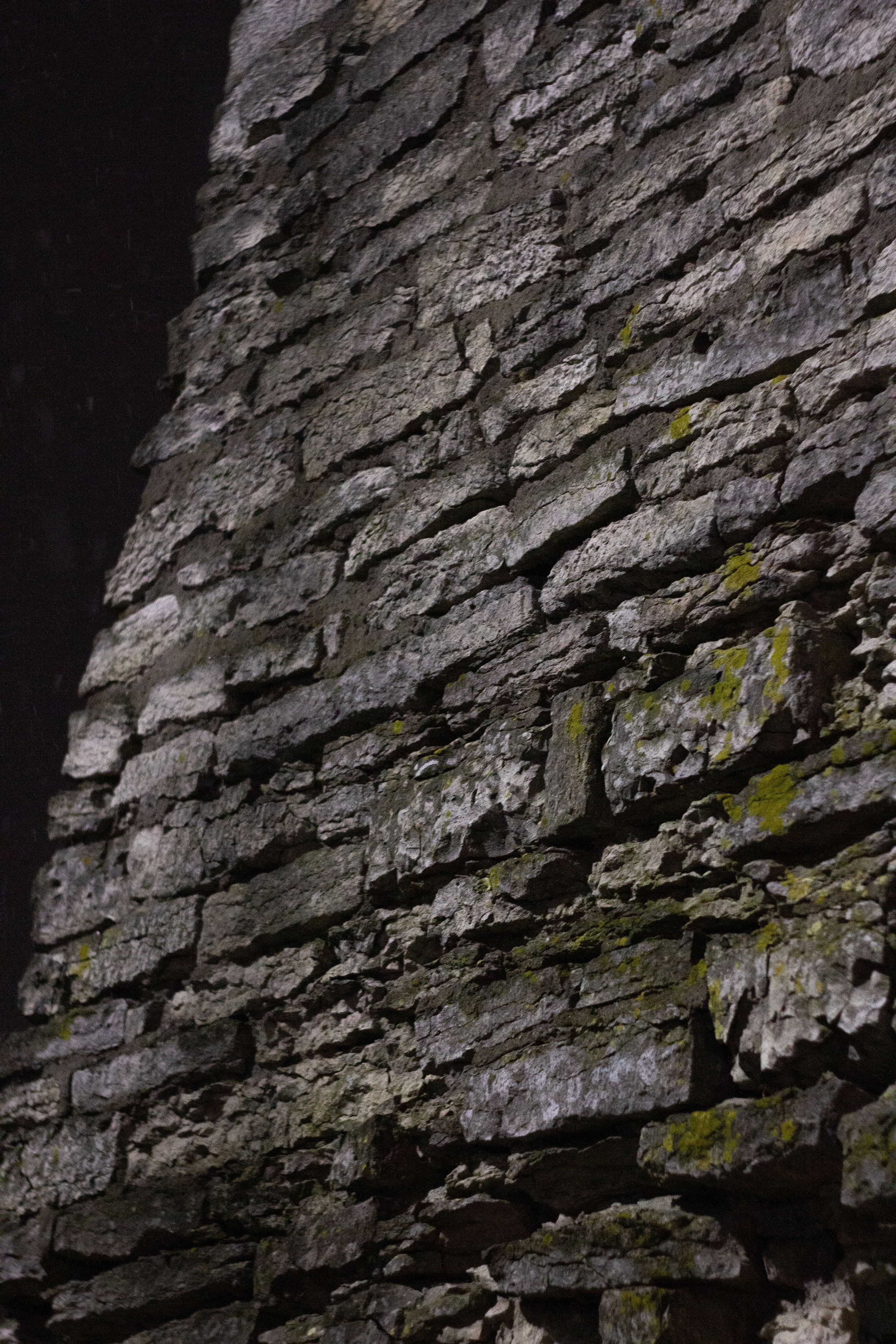 Close-Up Shot of a Concrete Wall · Free Stock Photo