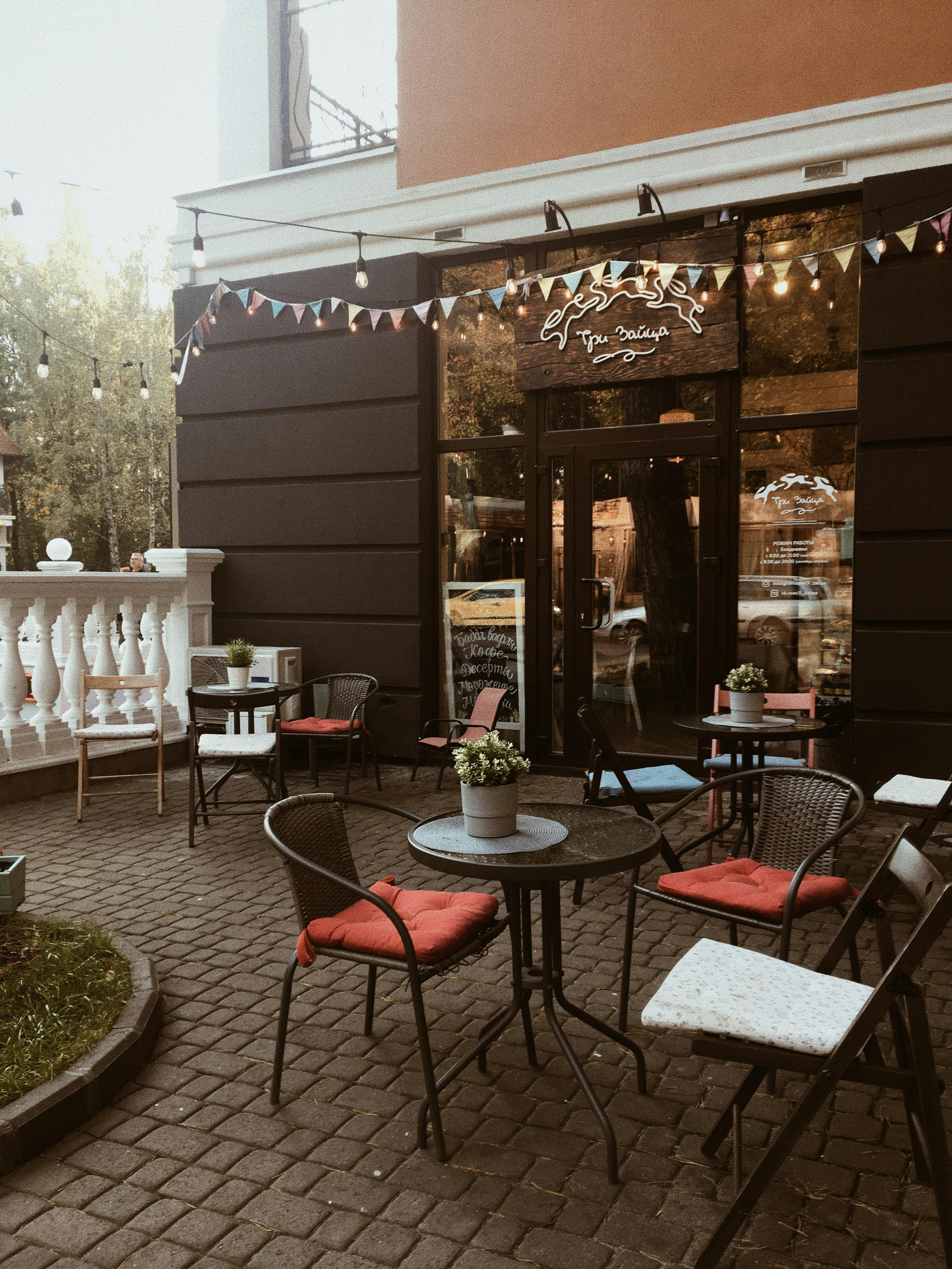 Outdoor Cafe · Free Stock Photo
