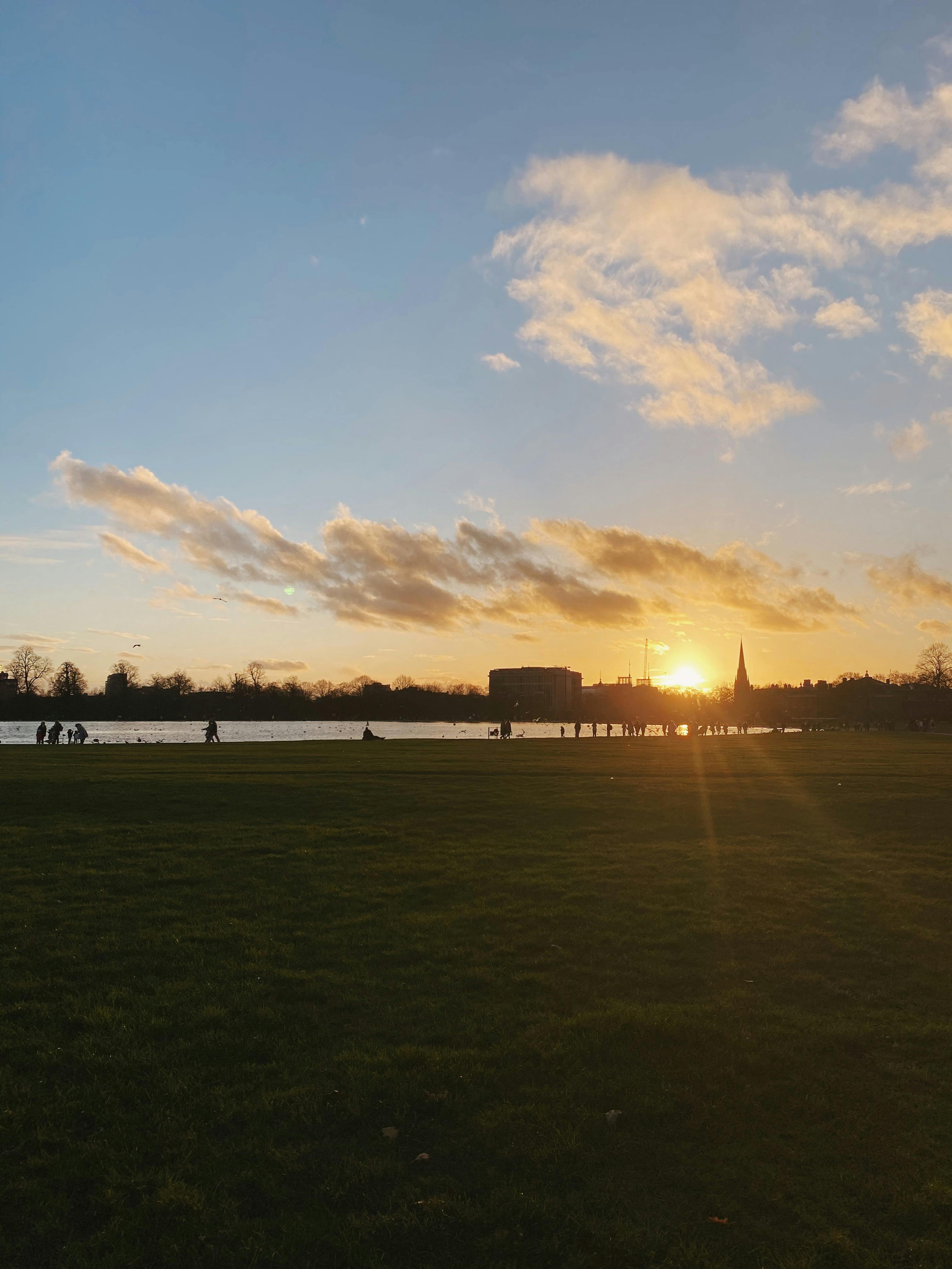 Sunset View from the Lakeside · Free Stock Photo