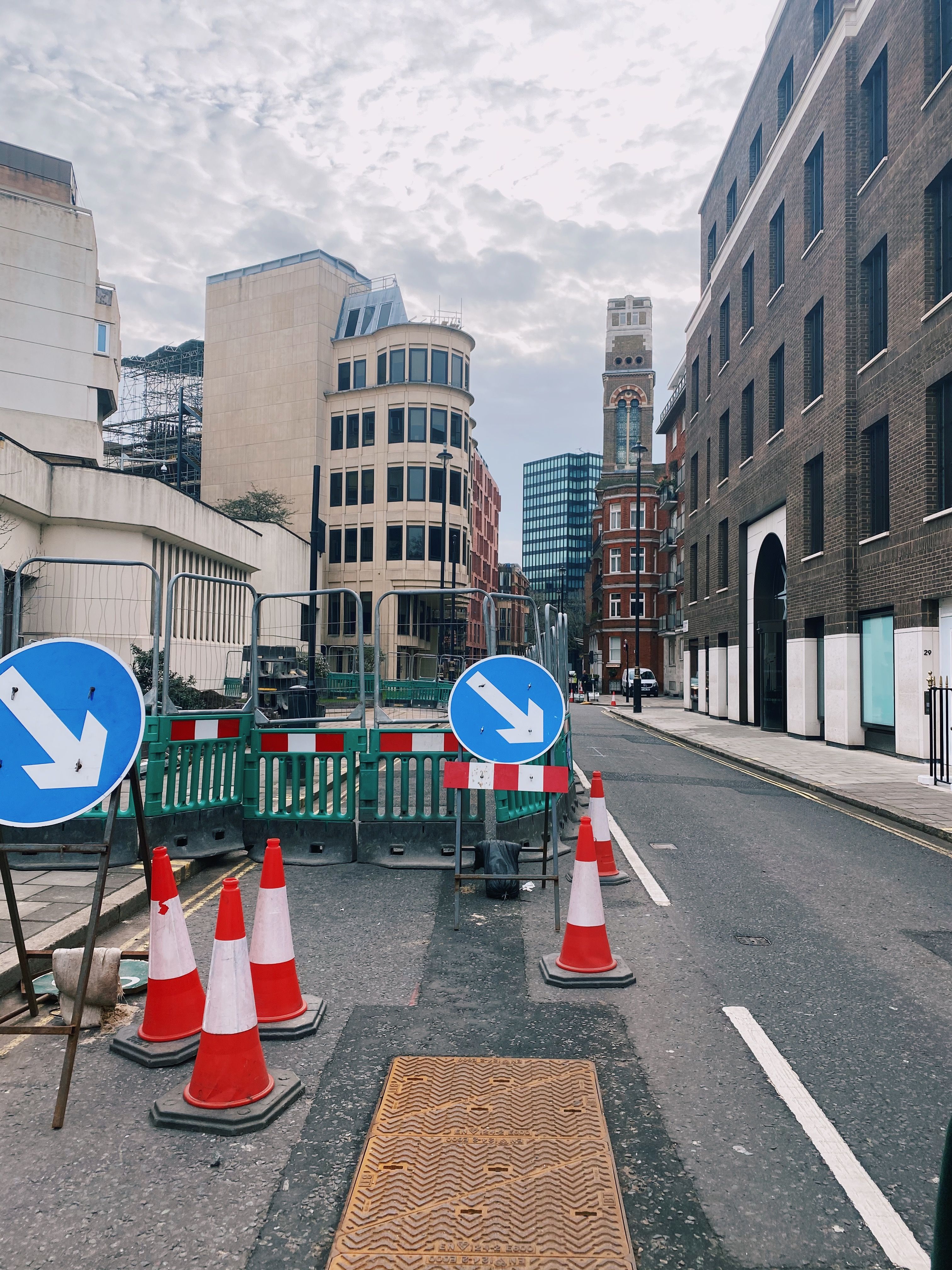 Traffic Cones Photos, Download The BEST Free Traffic Cones Stock Photos ...