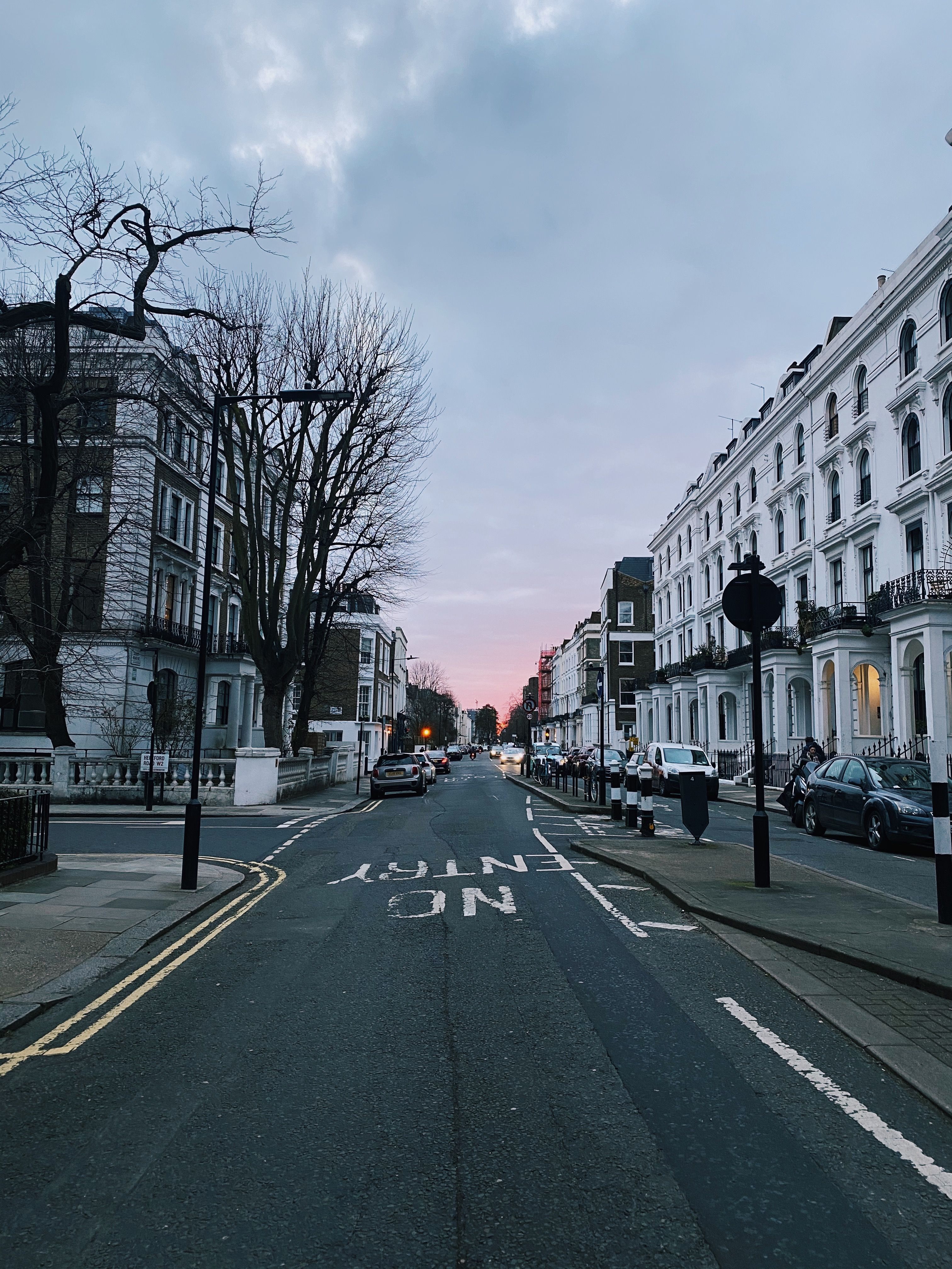 Intersection in Town · Free Stock Photo