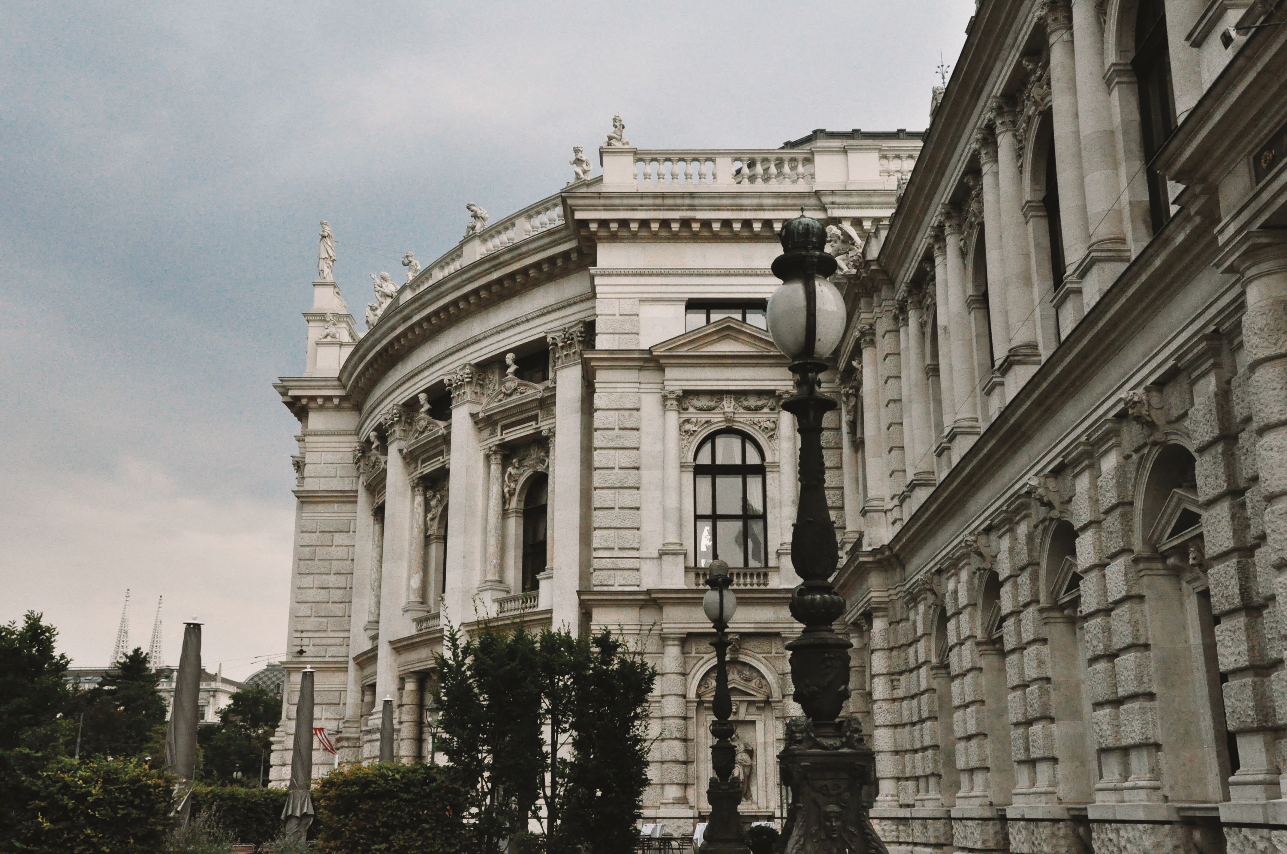 Lantern and Building · Free Stock Photo