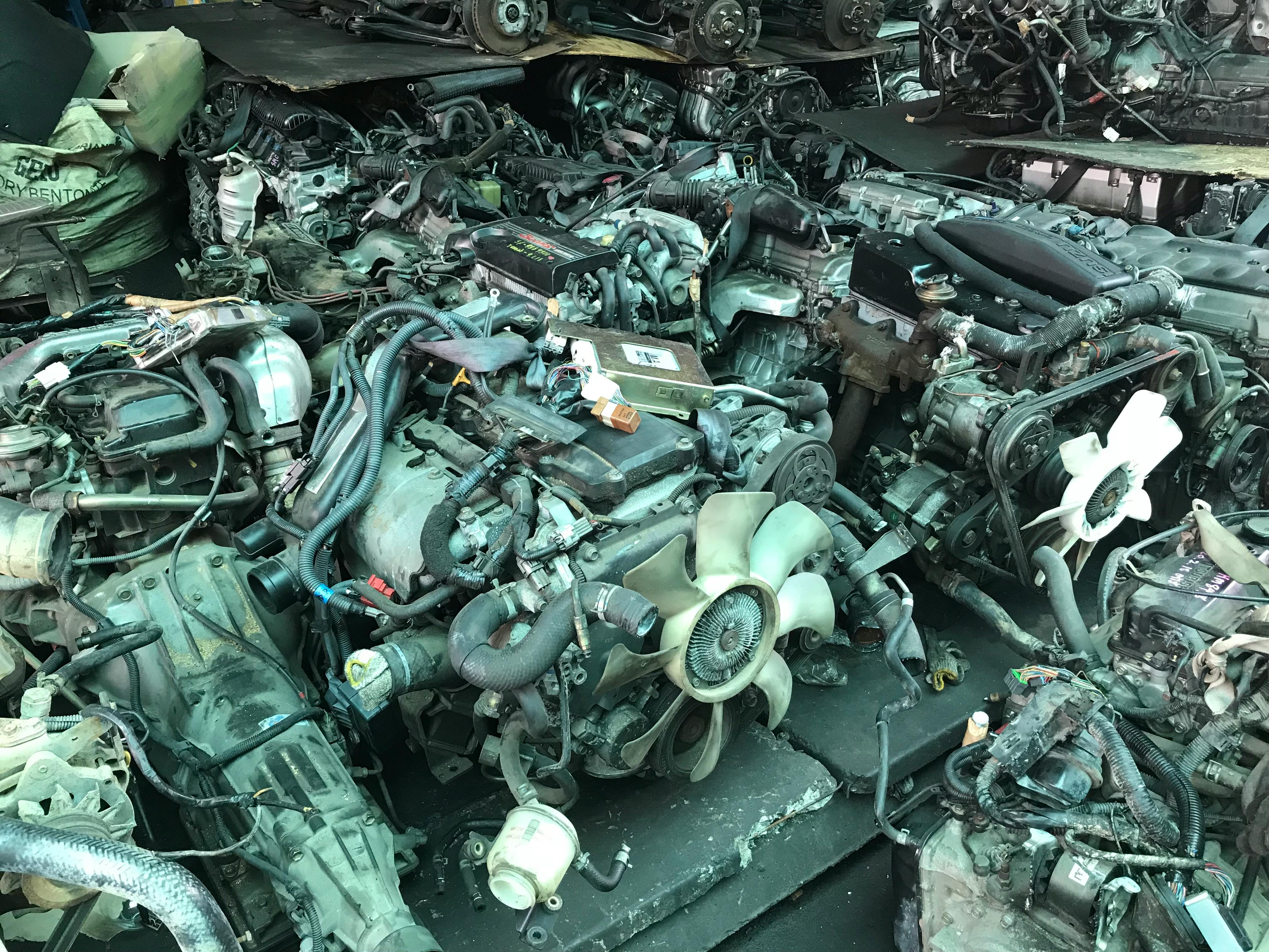 Free stock photo of dirty, greasy, junkyard