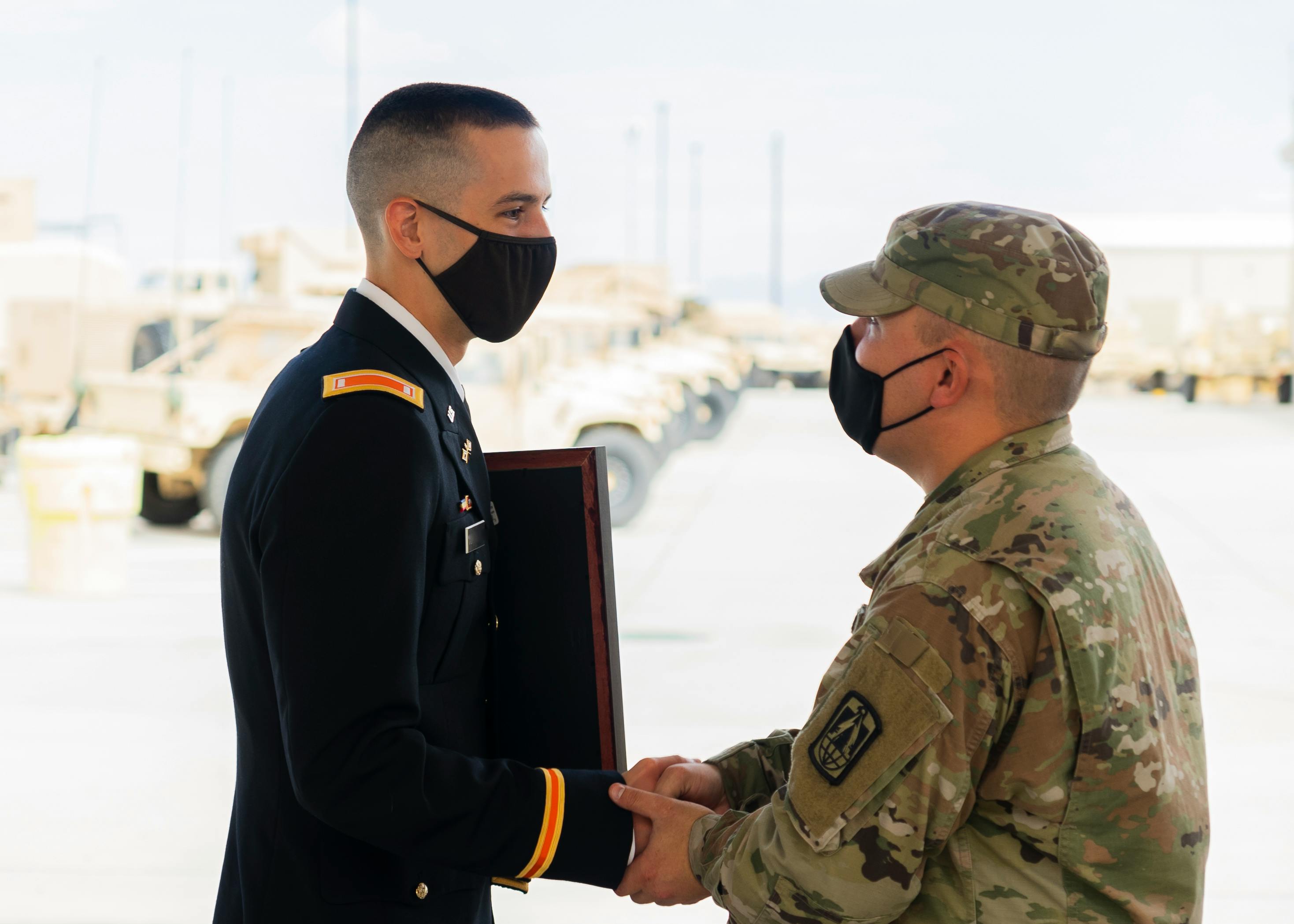 Army Handshake Photos, Download The BEST Free Army Handshake Stock ...