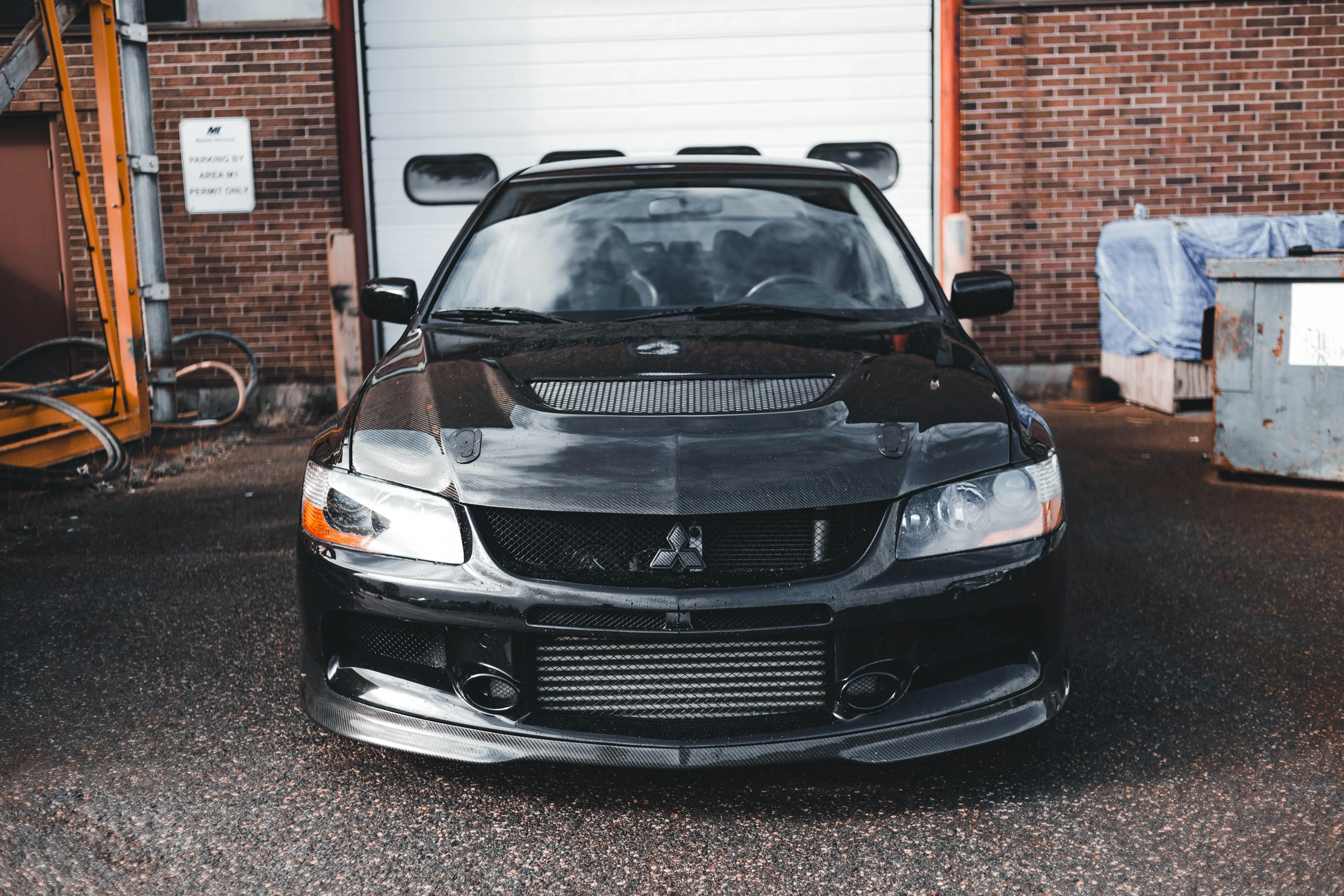 Black Mitsubishi Lancer · Free Stock Photo