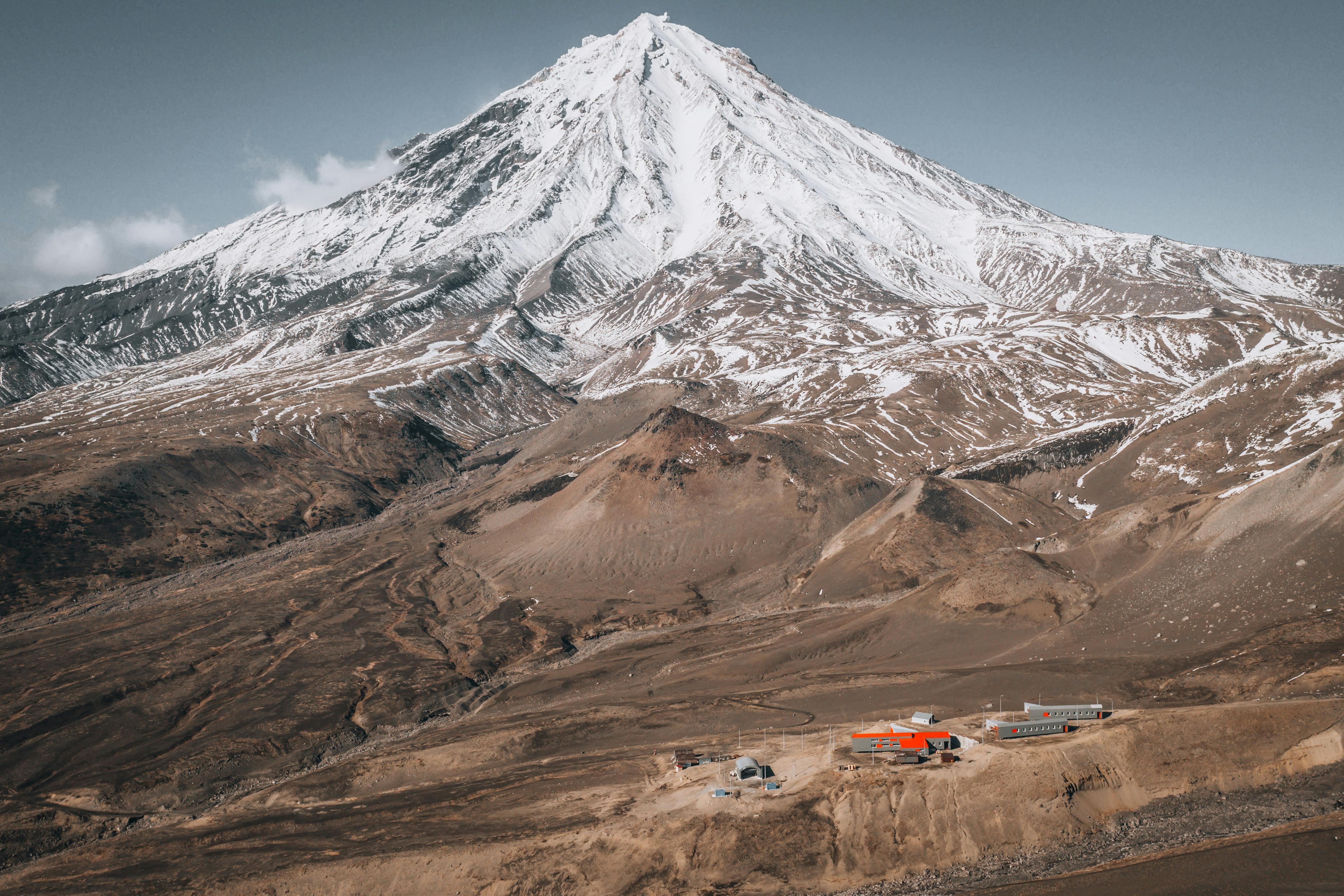 Trailers Photos, Download The BEST Free Trailers Stock Photos & HD Images