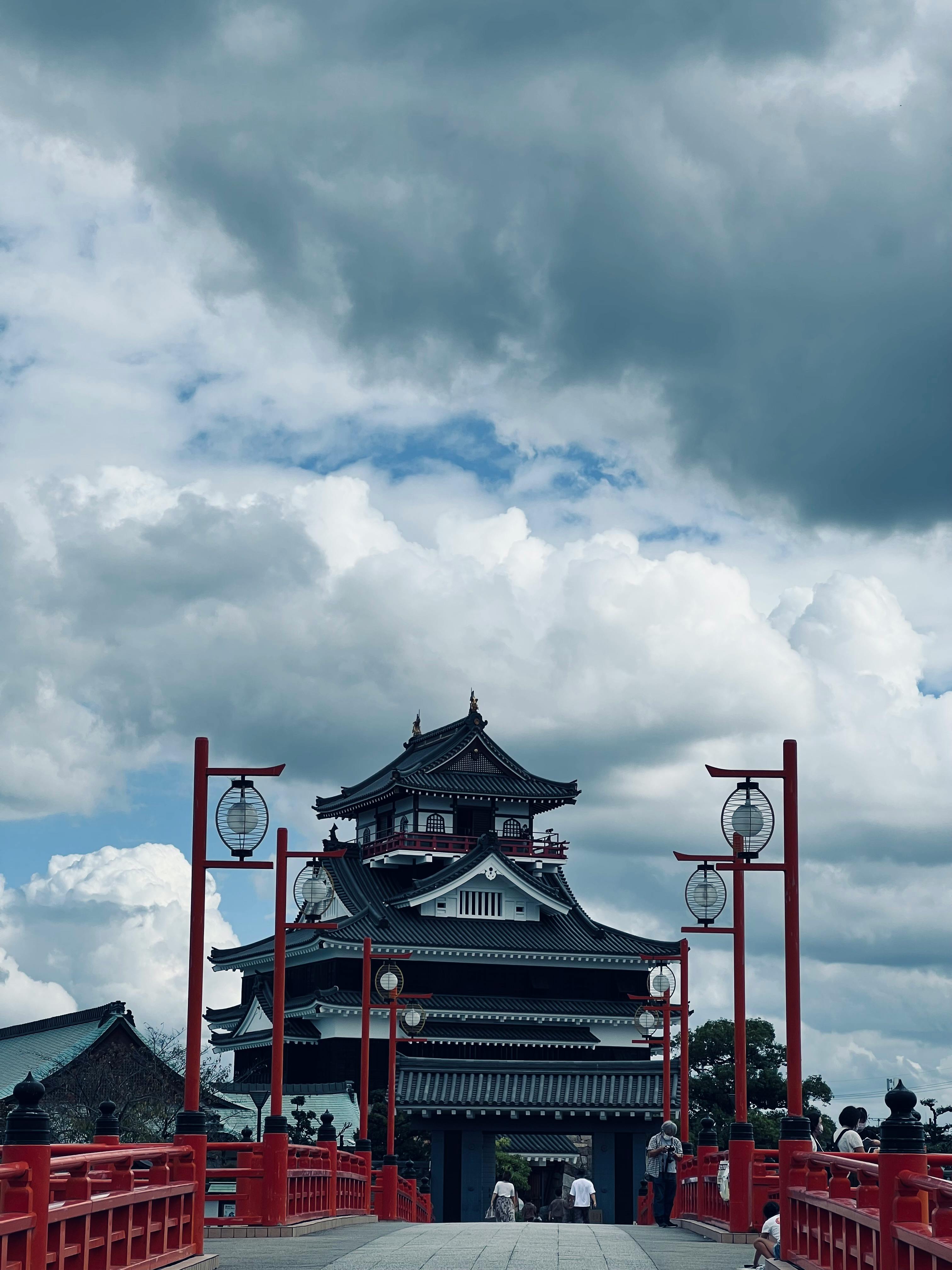 Red and White Chinese Temple · Free Stock Photo