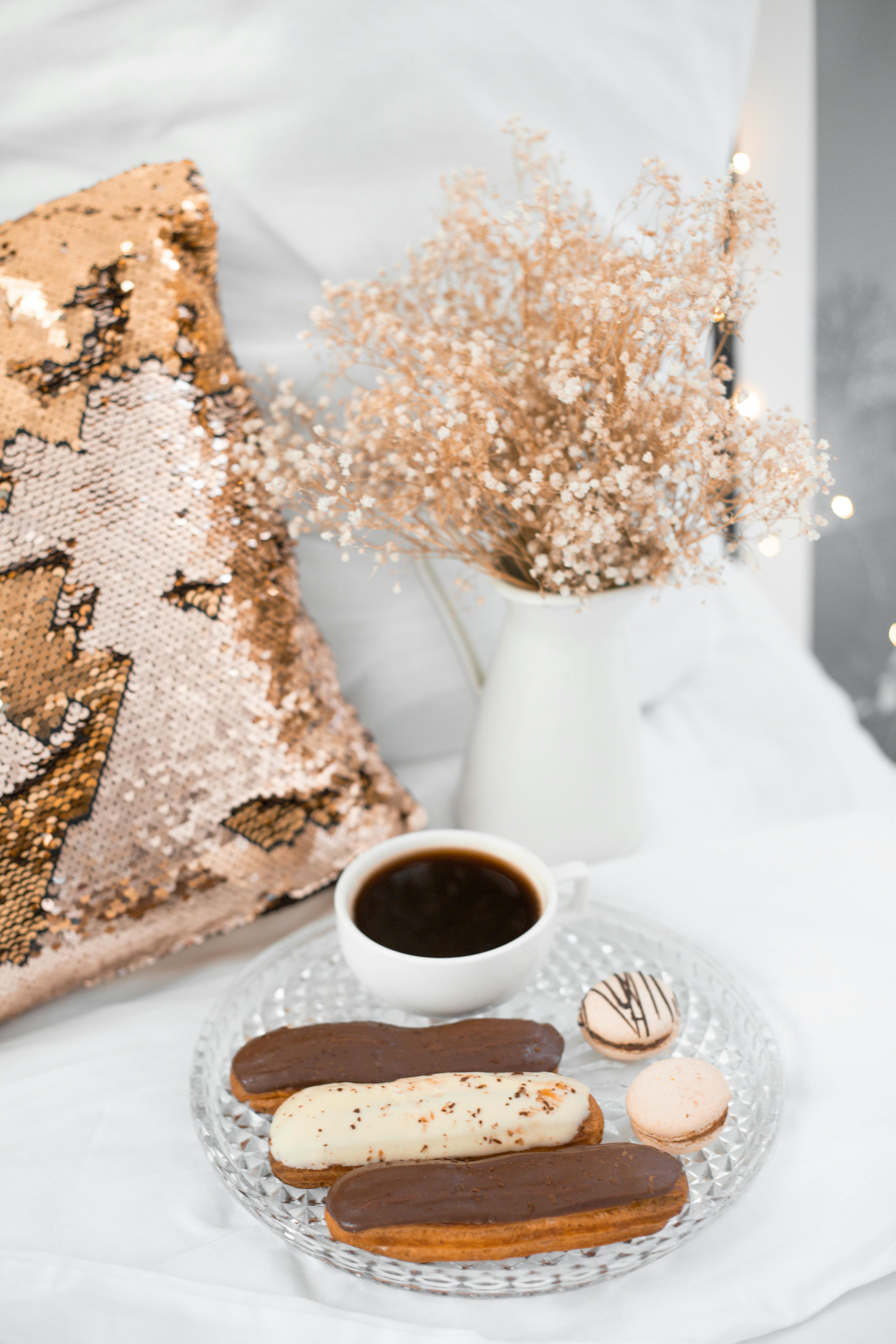 Bakery Dark Background Photos, Download The BEST Free Bakery Dark ...