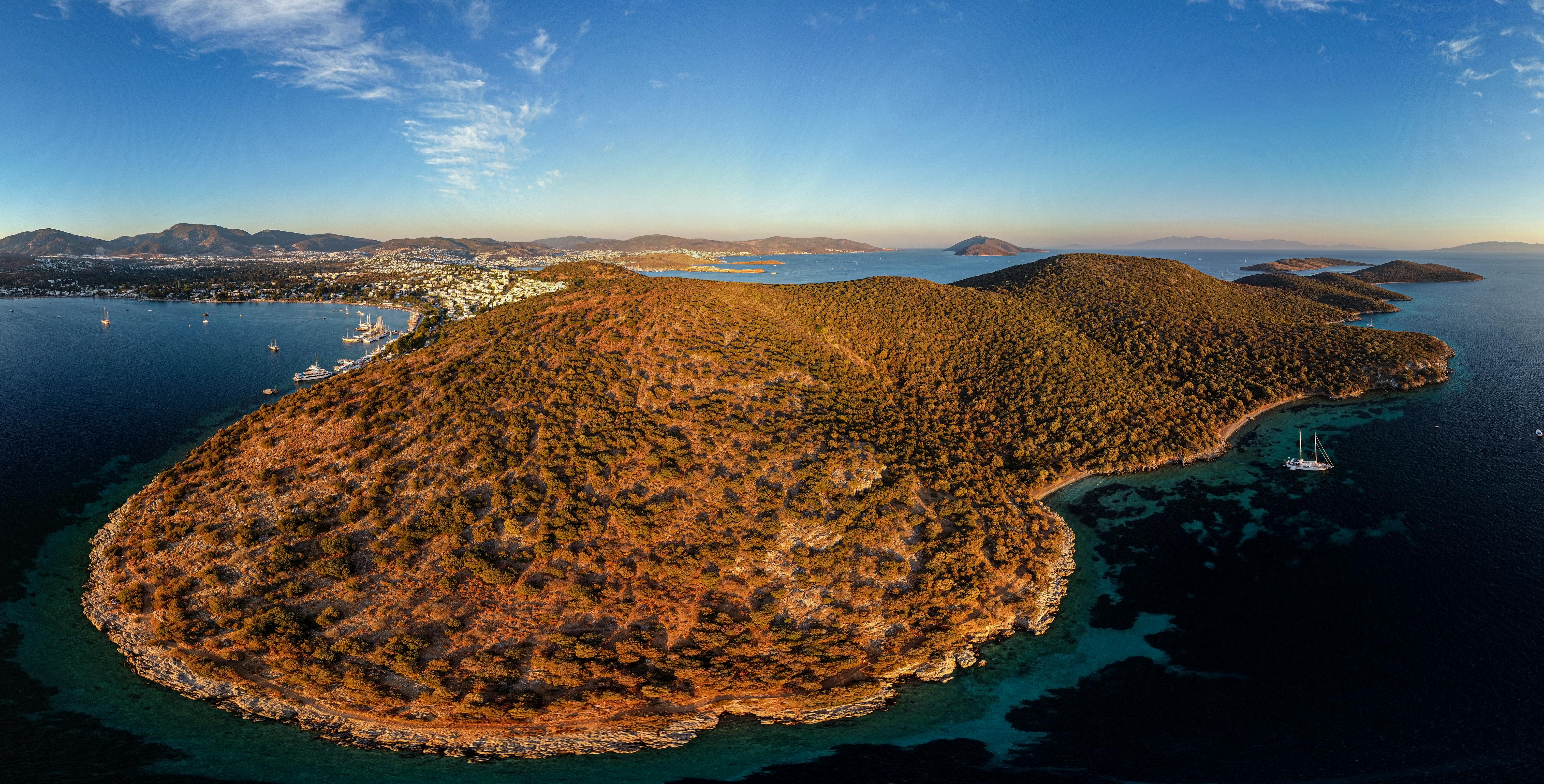 Aerial View of an Island · Free Stock Photo