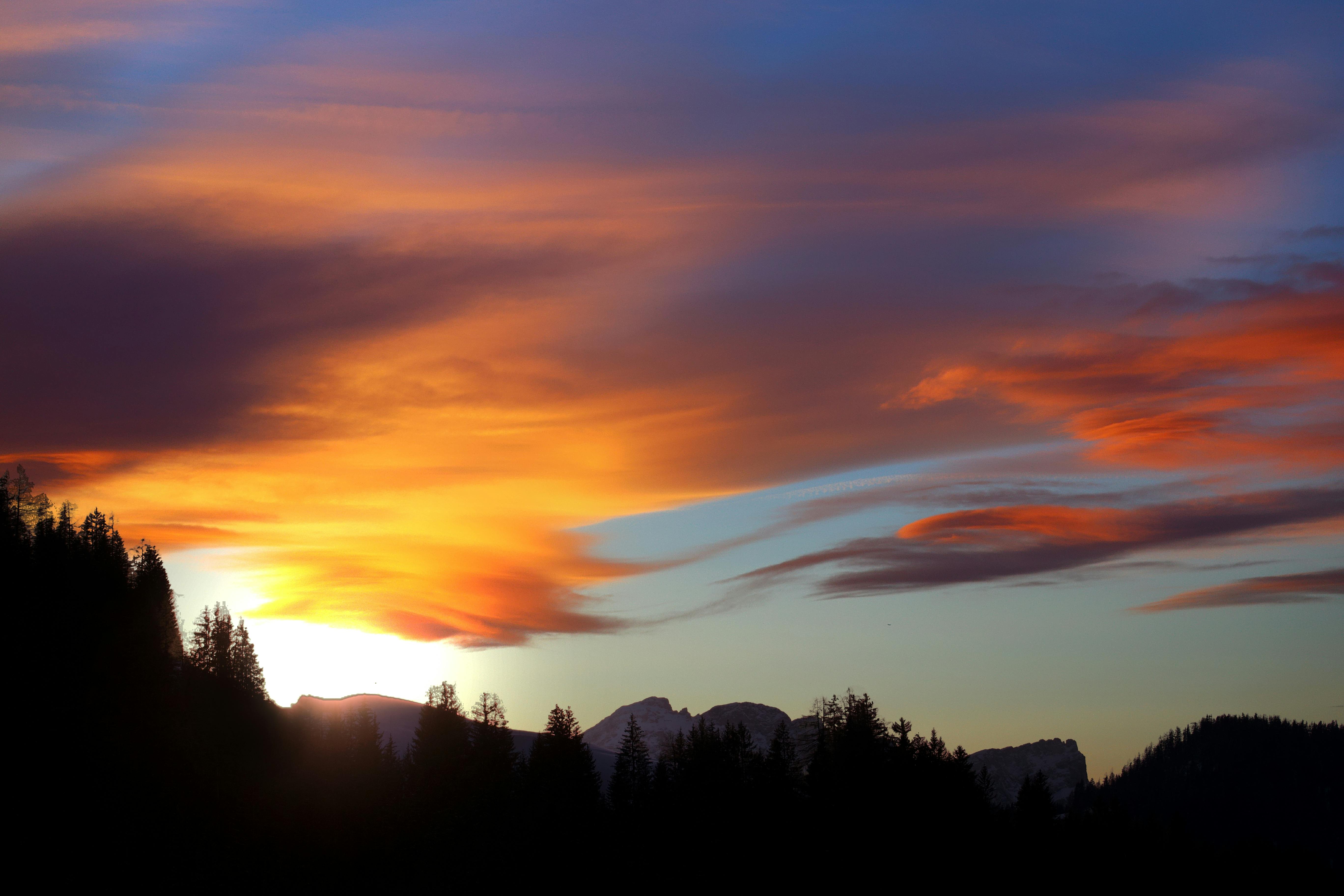 A Beautiful Blue Sky of Red Clouds · Free Stock Photo