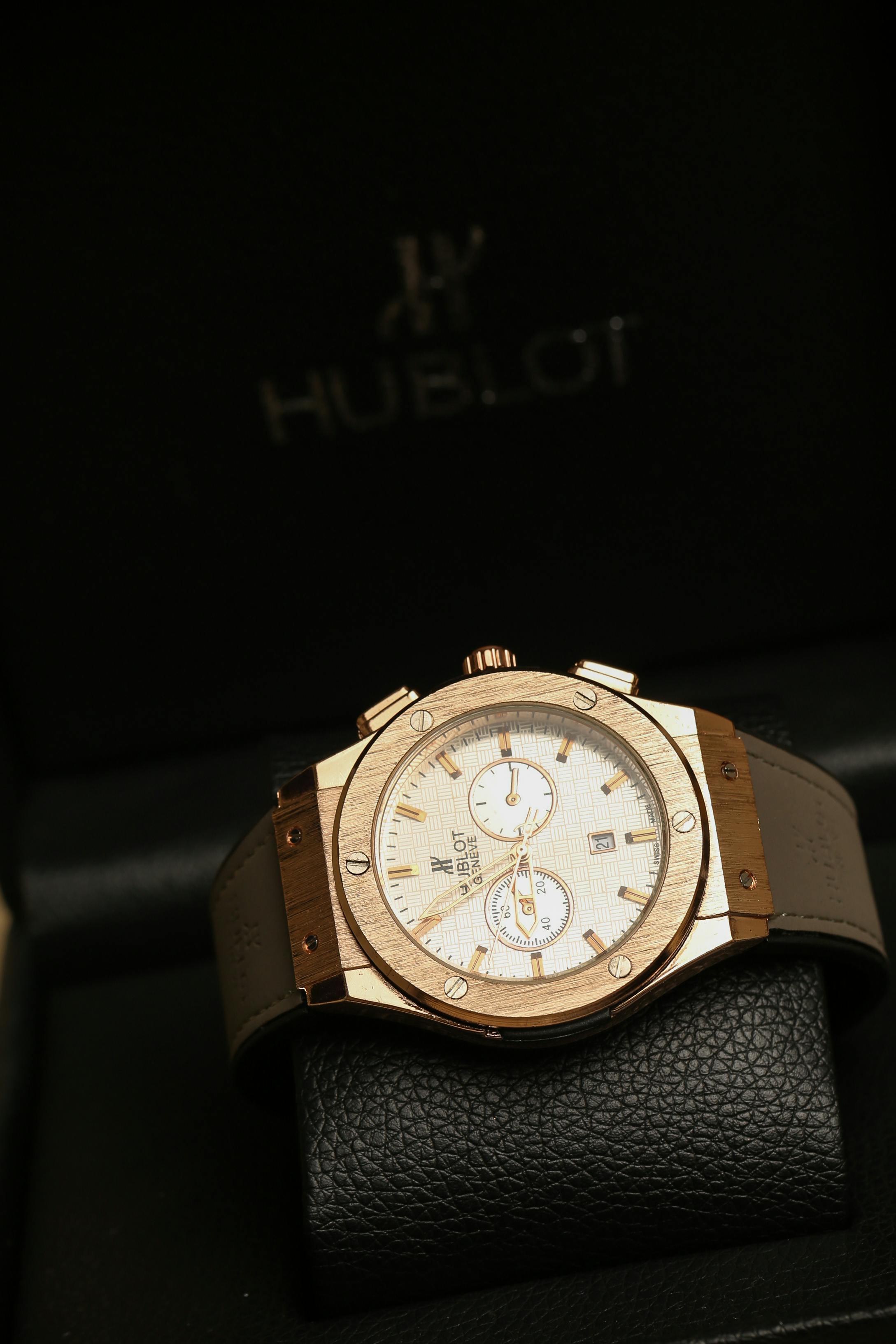 30,000+ Best Luxury Watches Photos · 100% Free Download · Pexels Stock ...