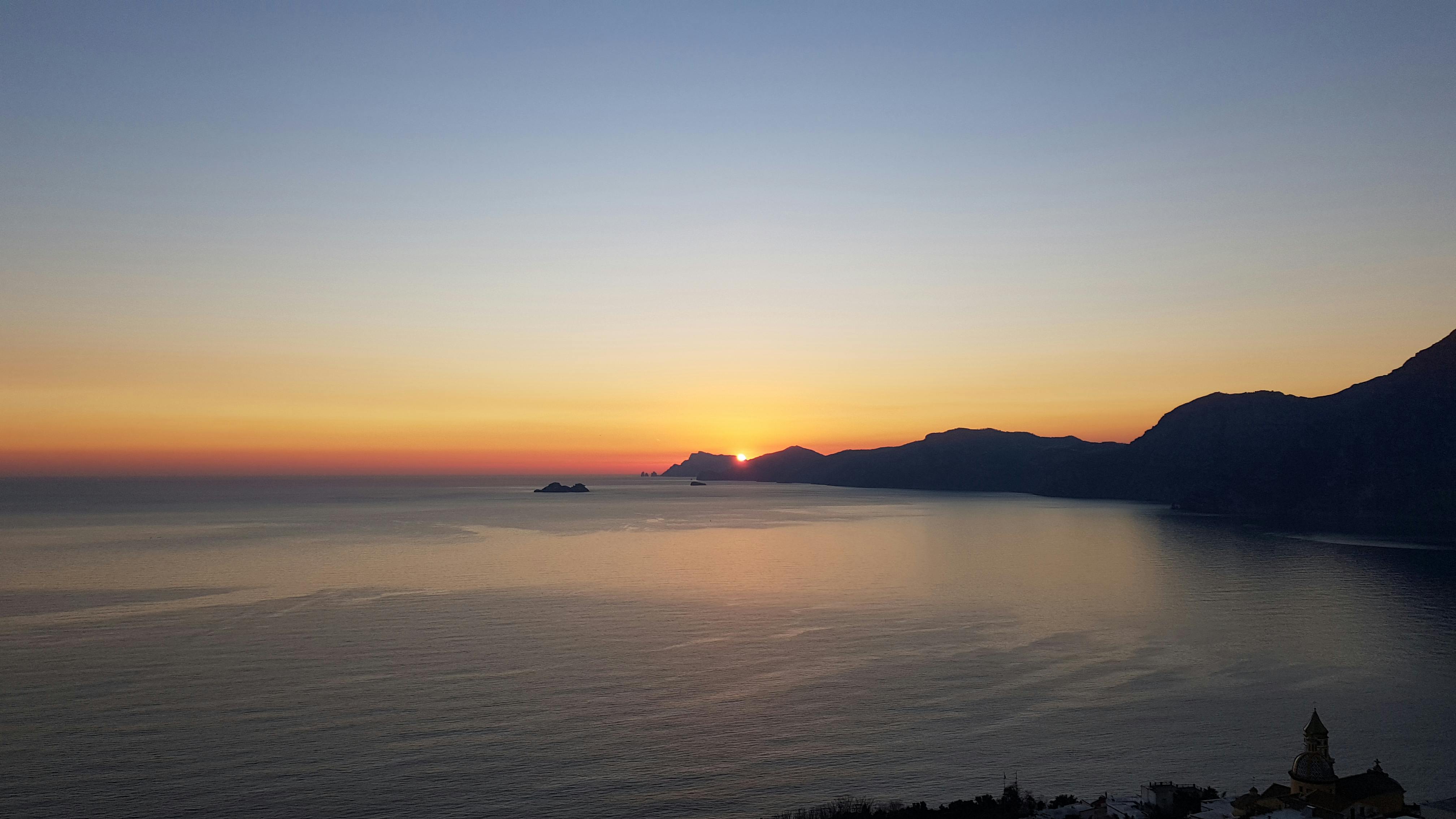 Ocean View During Sunset · Free Stock Photo