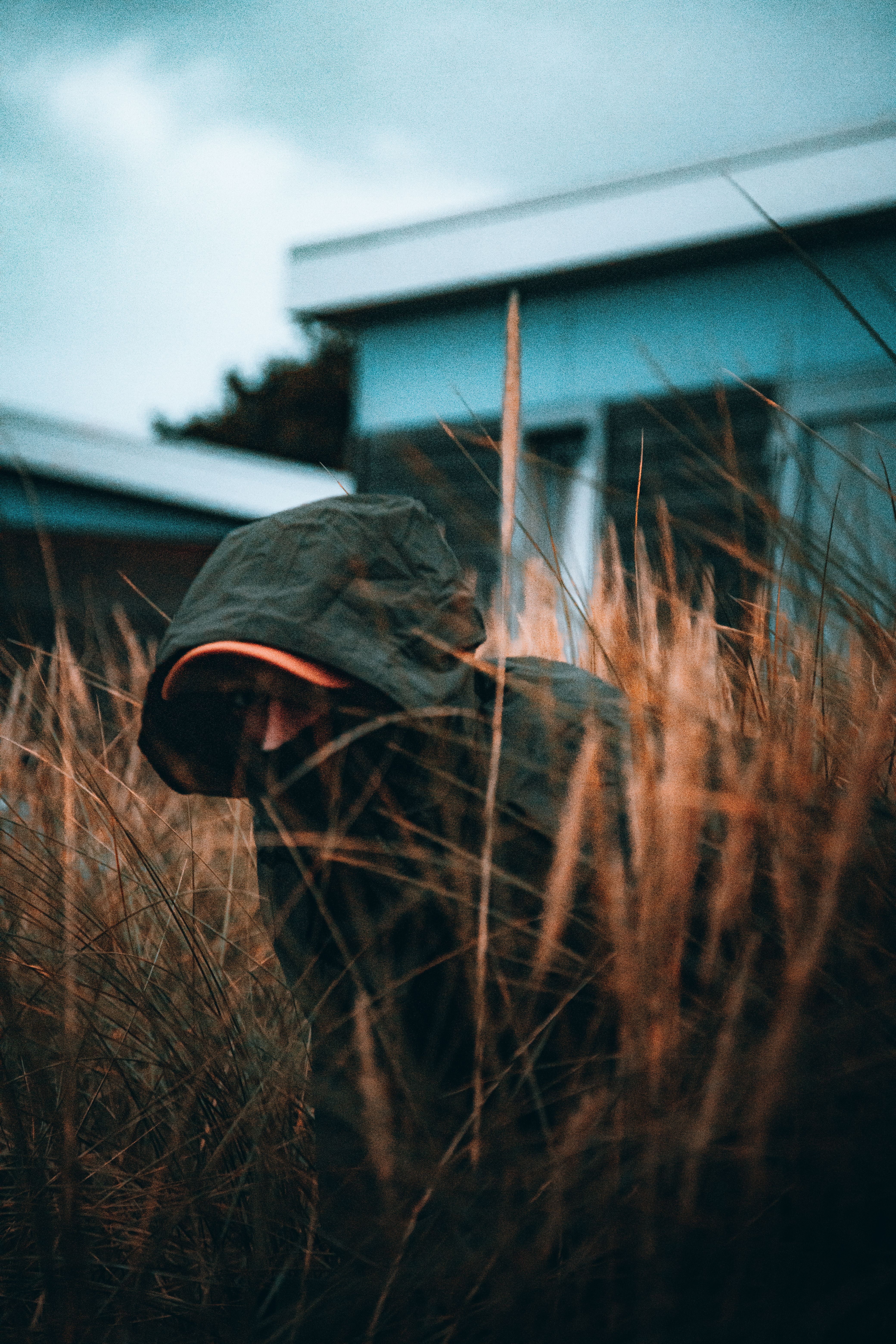 Person Lurking Photos, Download The BEST Free Person Lurking Stock ...