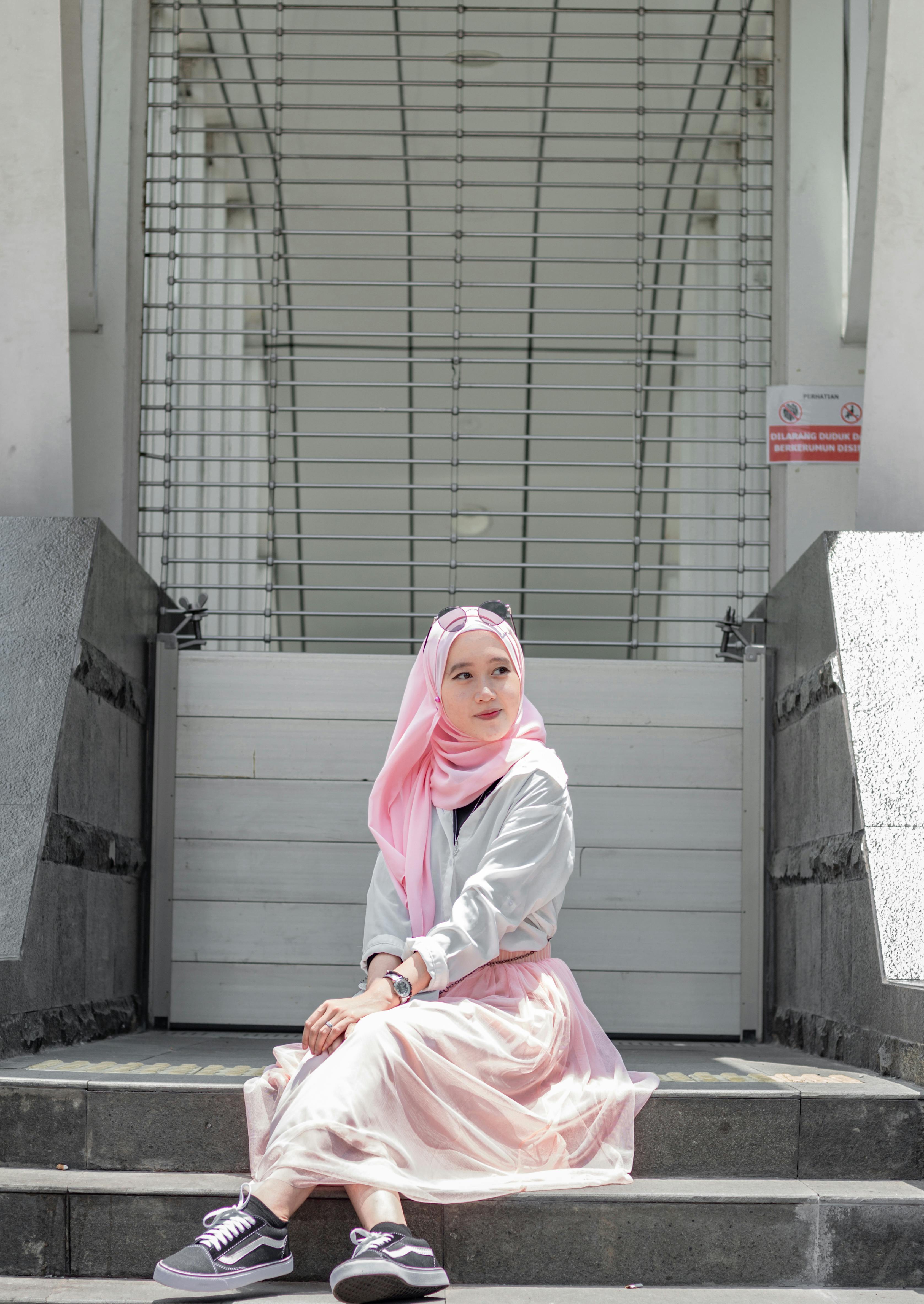 Wallpaper Hijab Photos, Download The BEST Free Wallpaper Hijab Stock ...