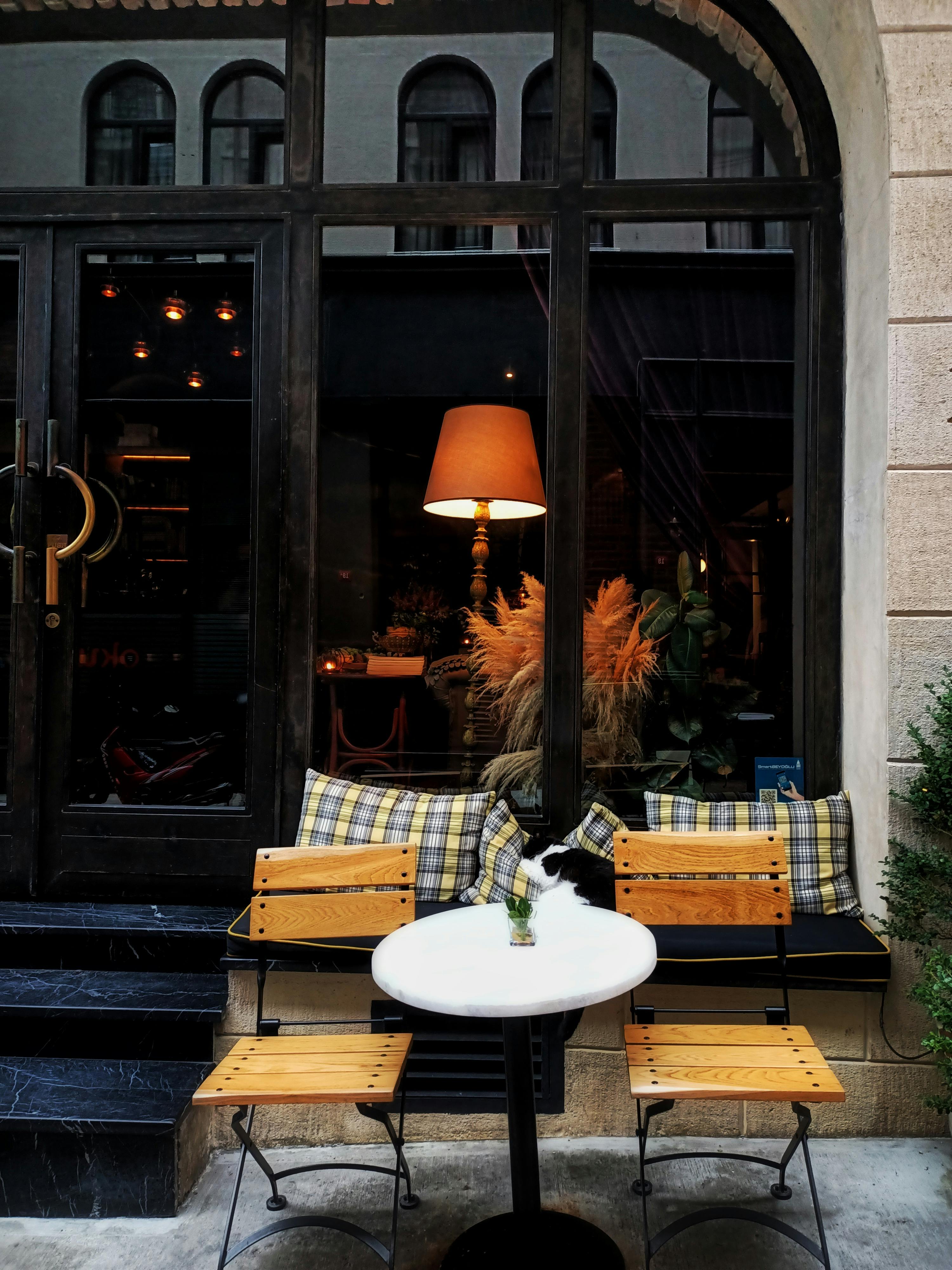 Front View of Cafeteria Entrance · Free Stock Photo