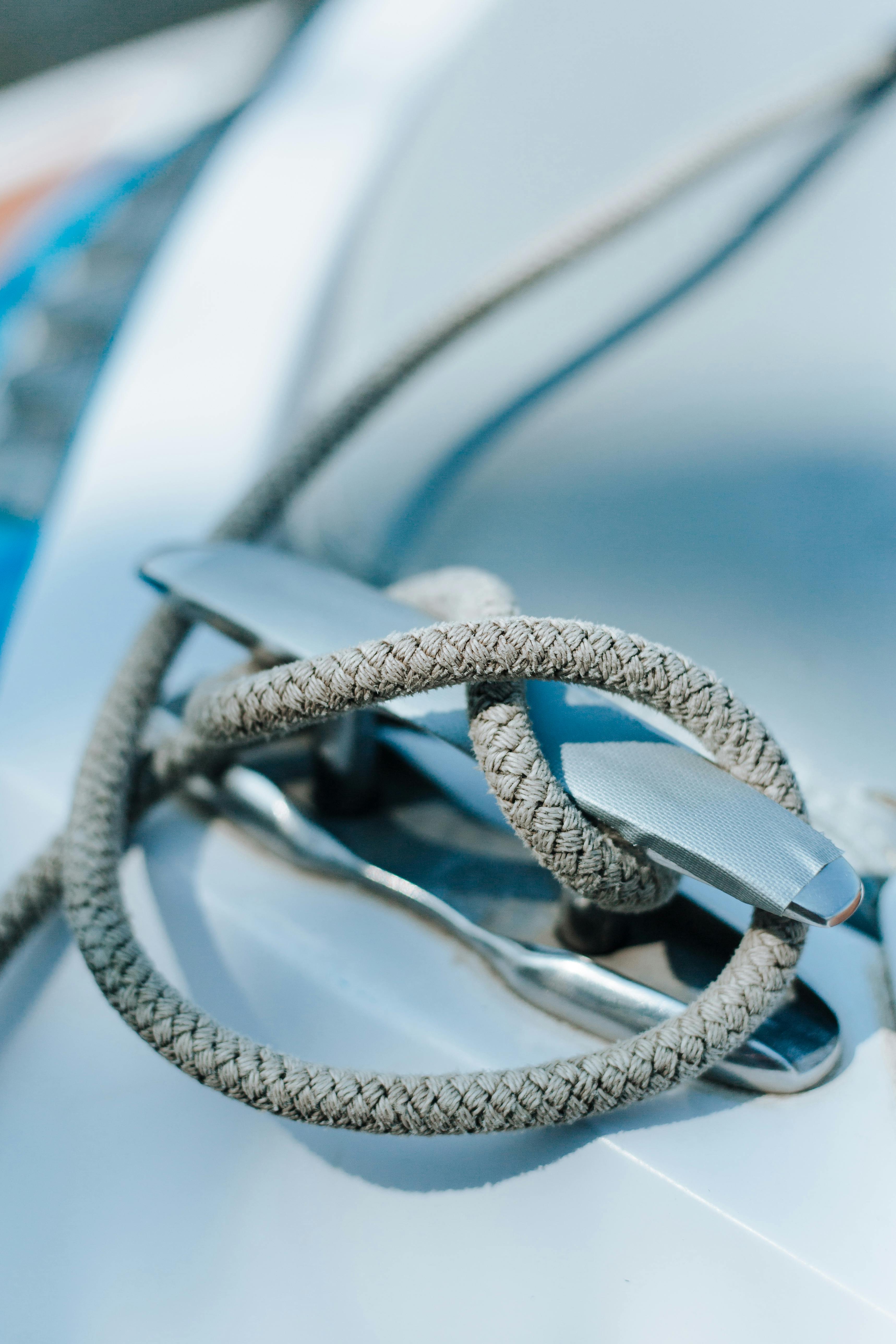 A Close up on Knot · Free Stock Photo