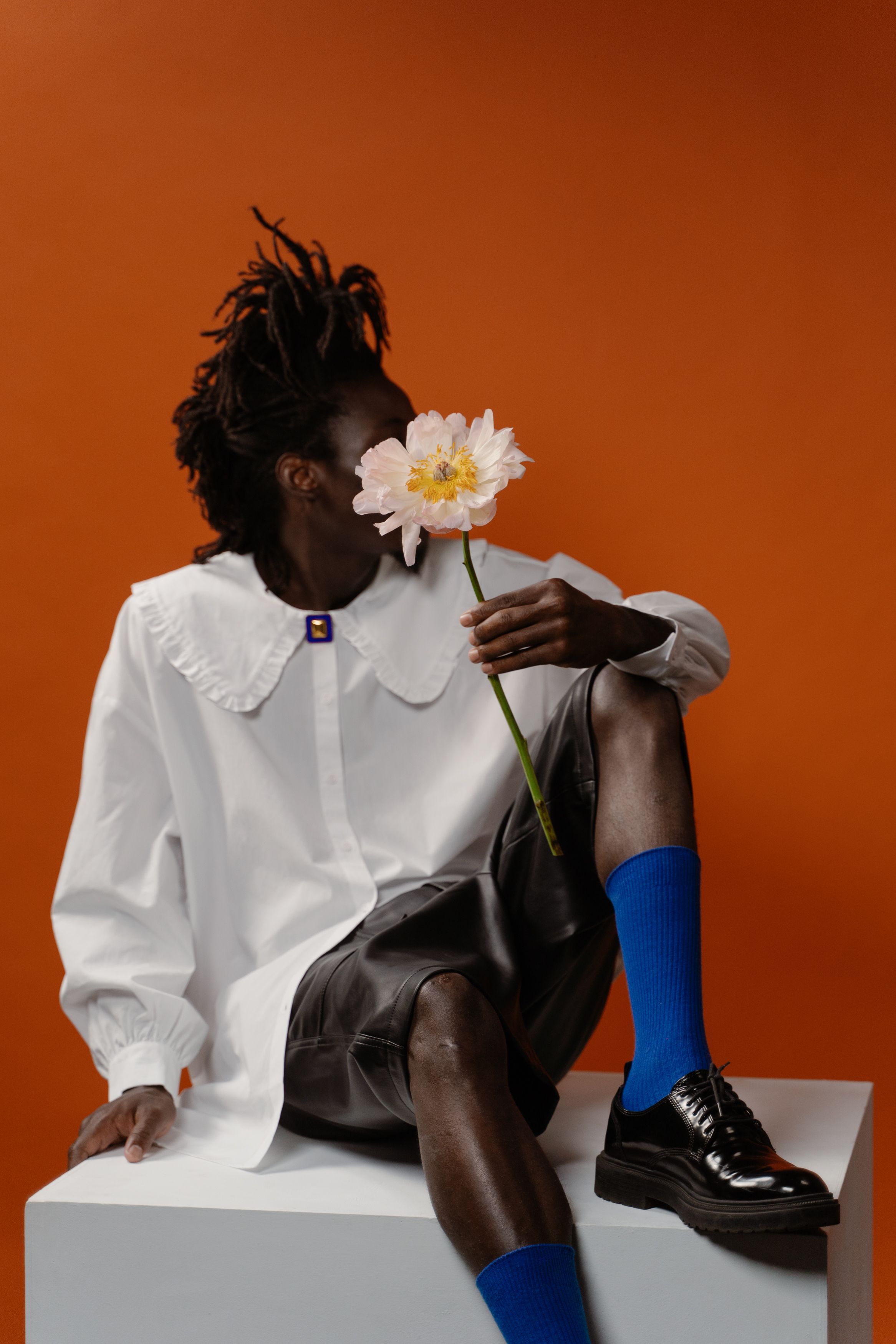 MEN WITH FLOWERS 375 Photos & Videos Collected by cottonbro studio
