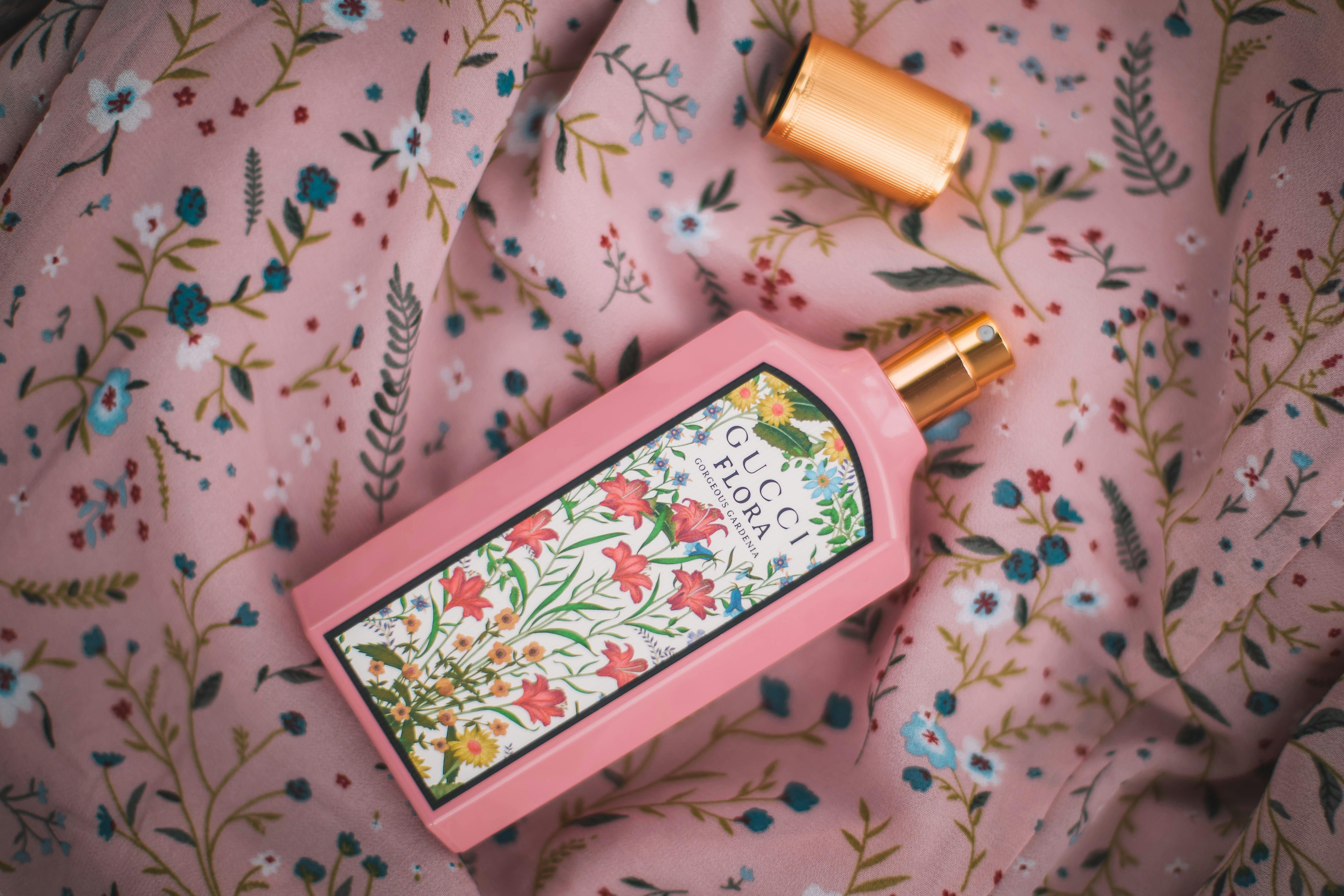 Gucci Photos, Download The BEST Free Gucci Stock Photos & HD Images