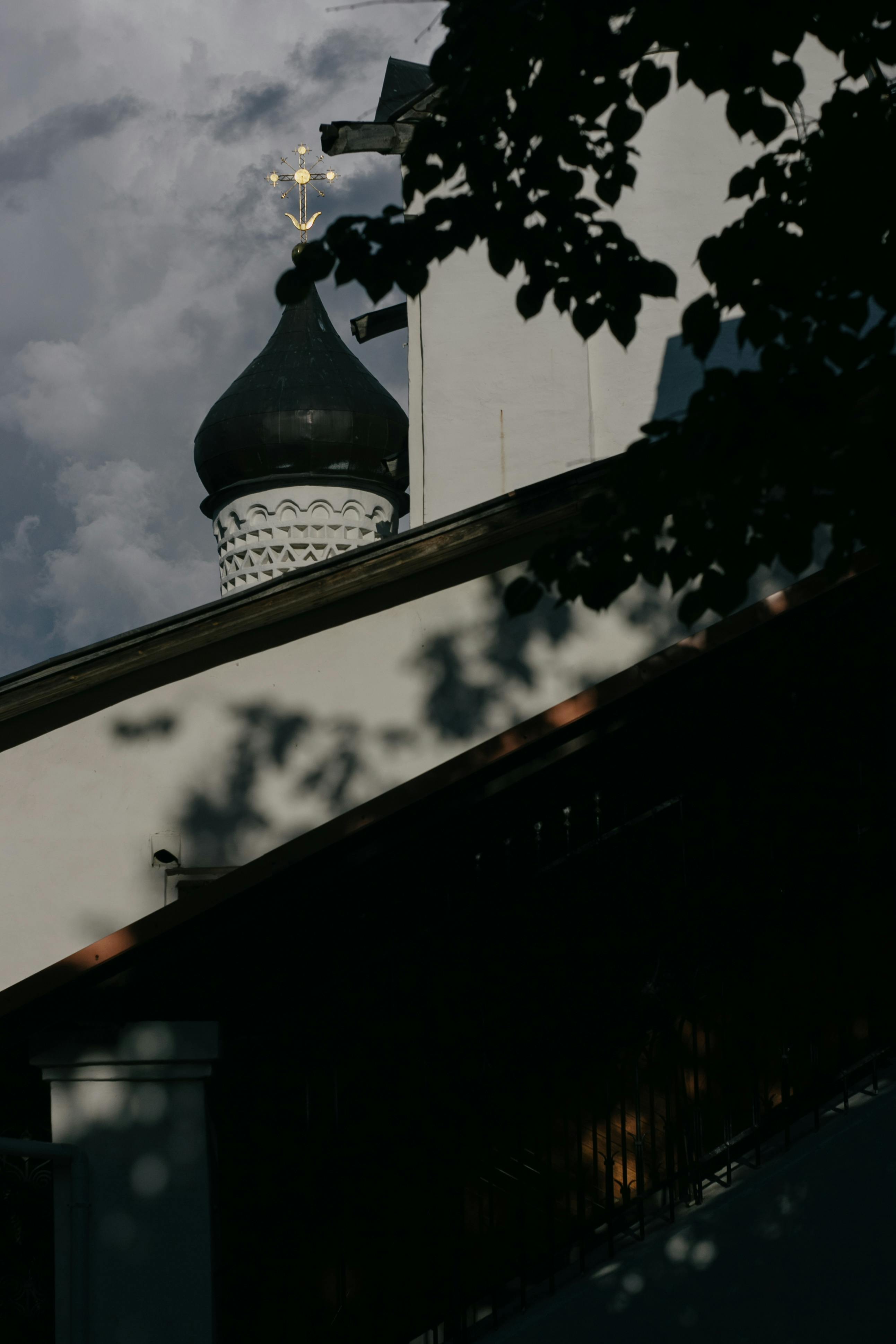 Church Building in Shadow · Free Stock Photo