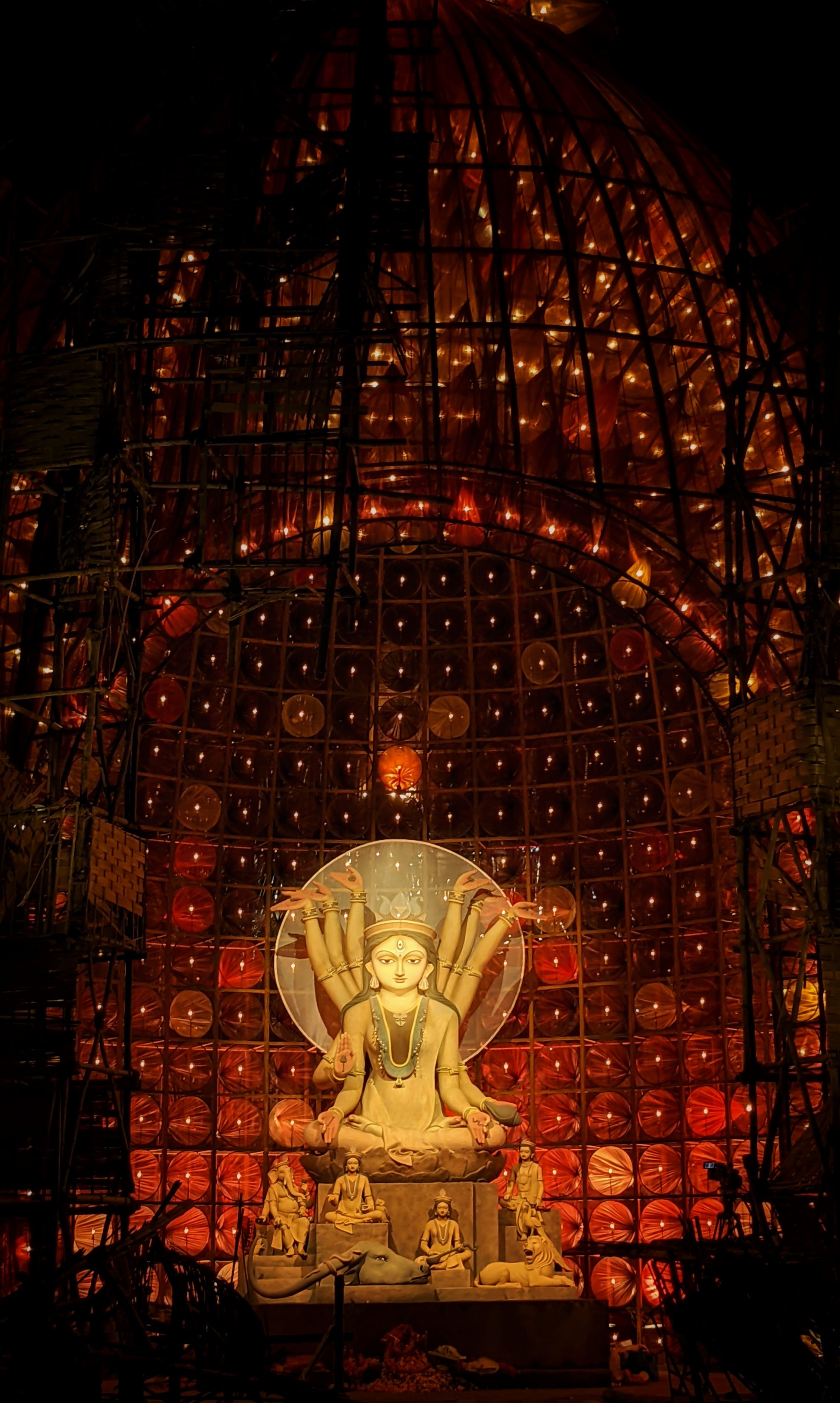 Illuminated Statue of God · Free Stock Photo
