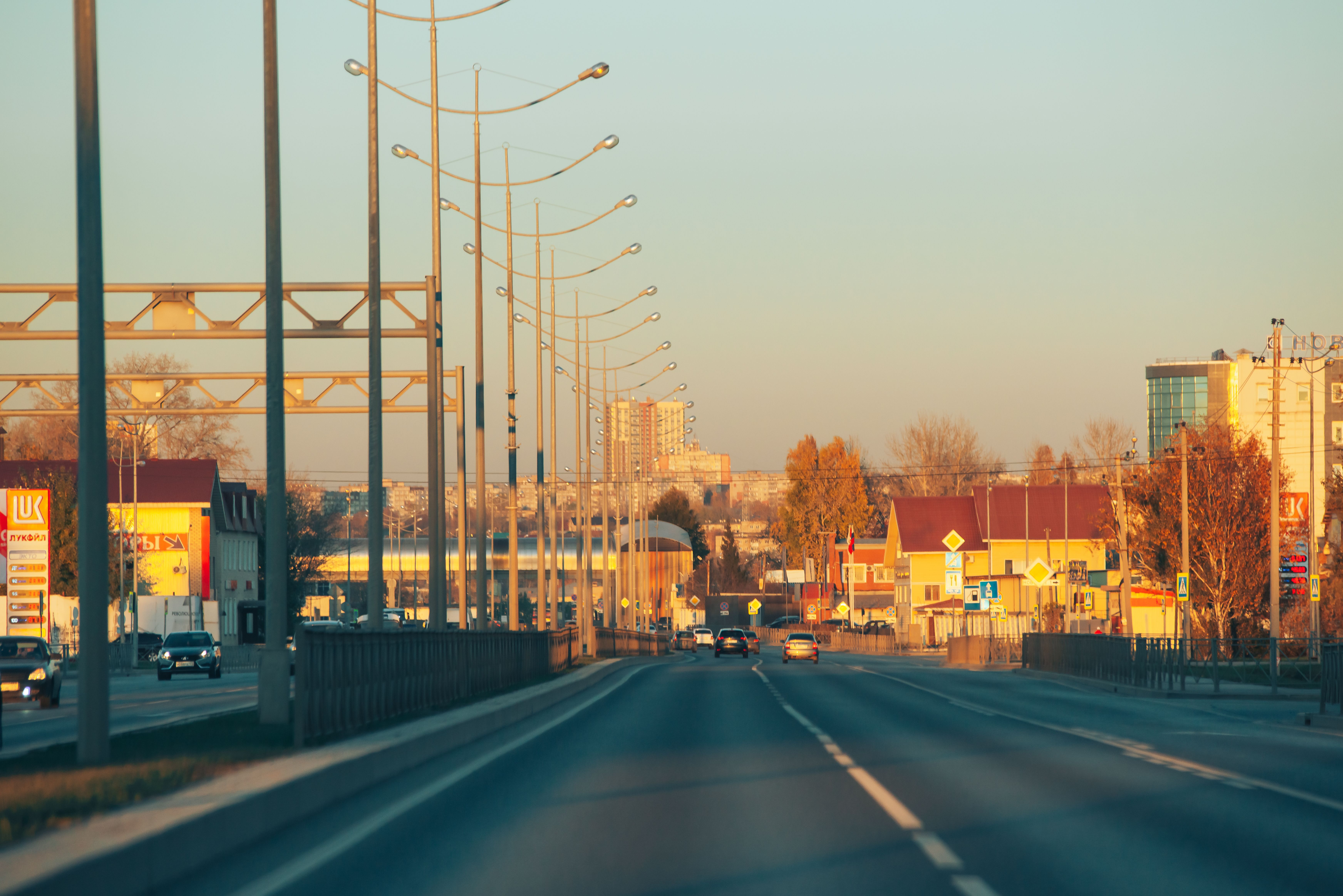 Motor Vehicles on the Road · Free Stock Photo