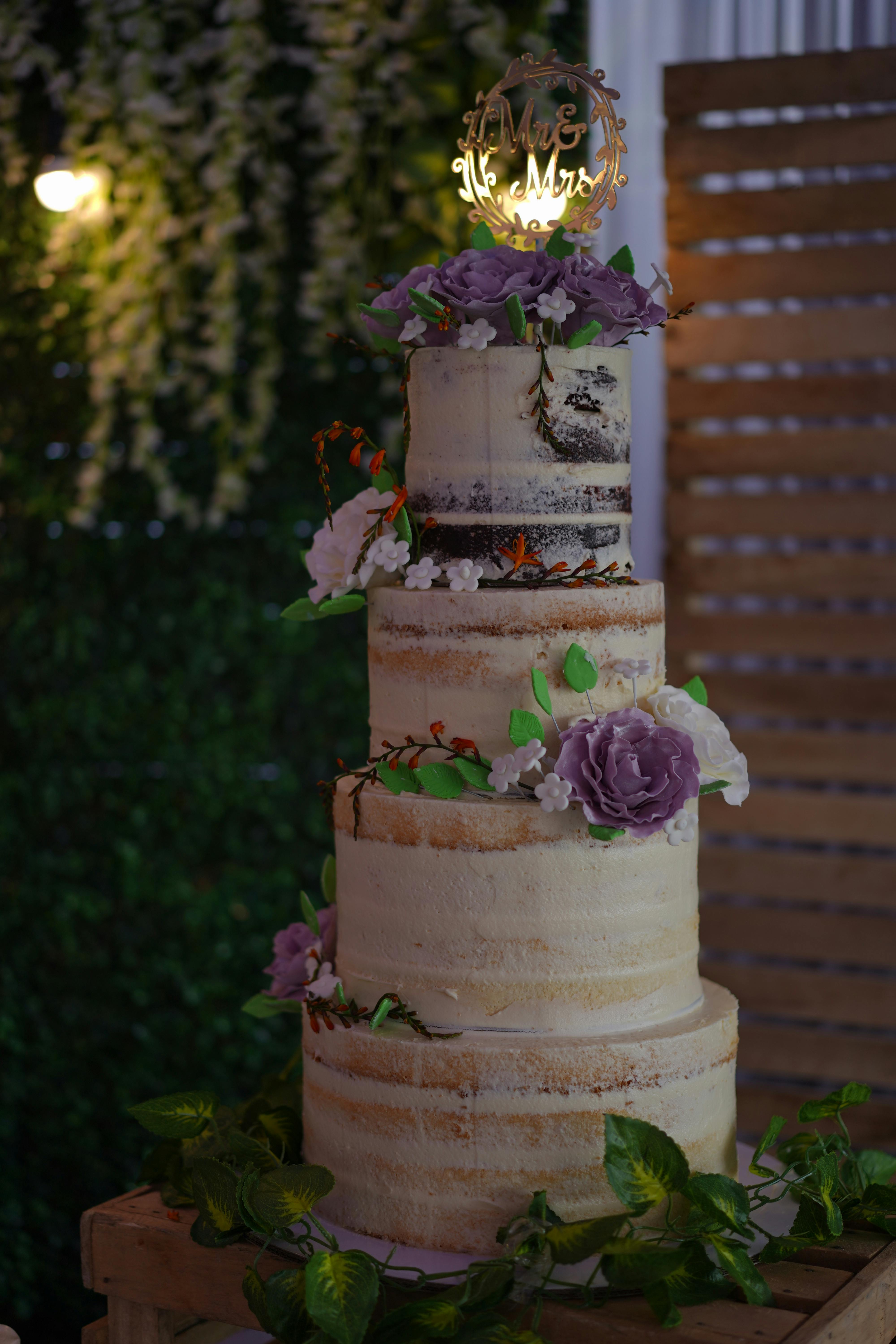 Photo of a Wedding Cake · Free Stock Photo
