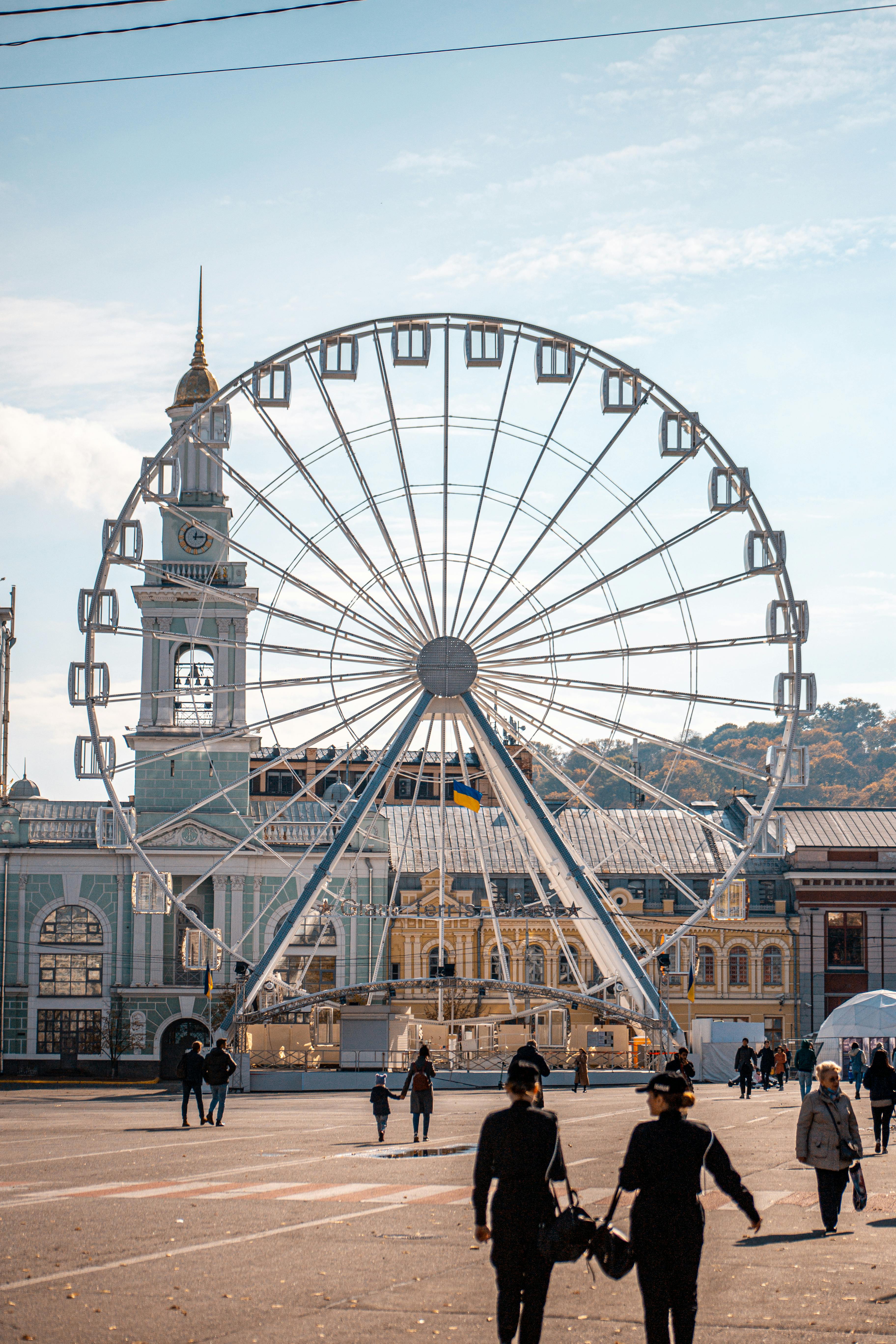 Photo of Ferris Wheel in Amusement Park · Free Stock Photo