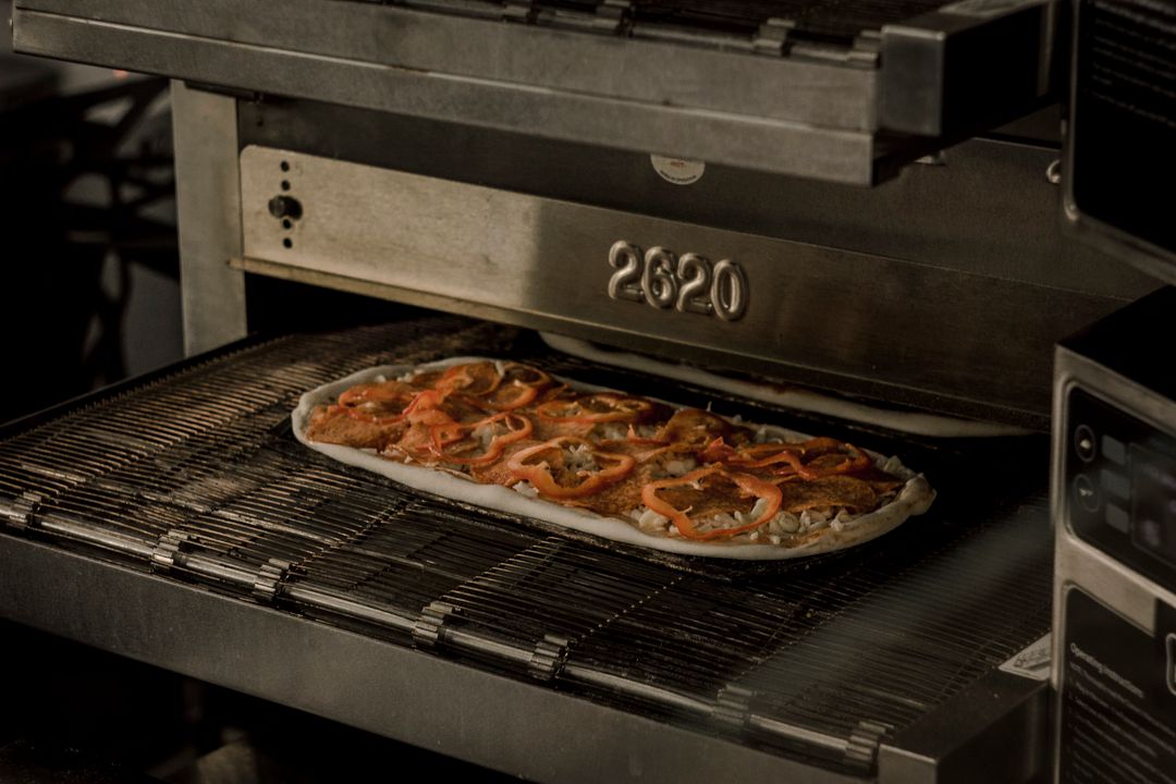 List of ovens from convection to commercial models