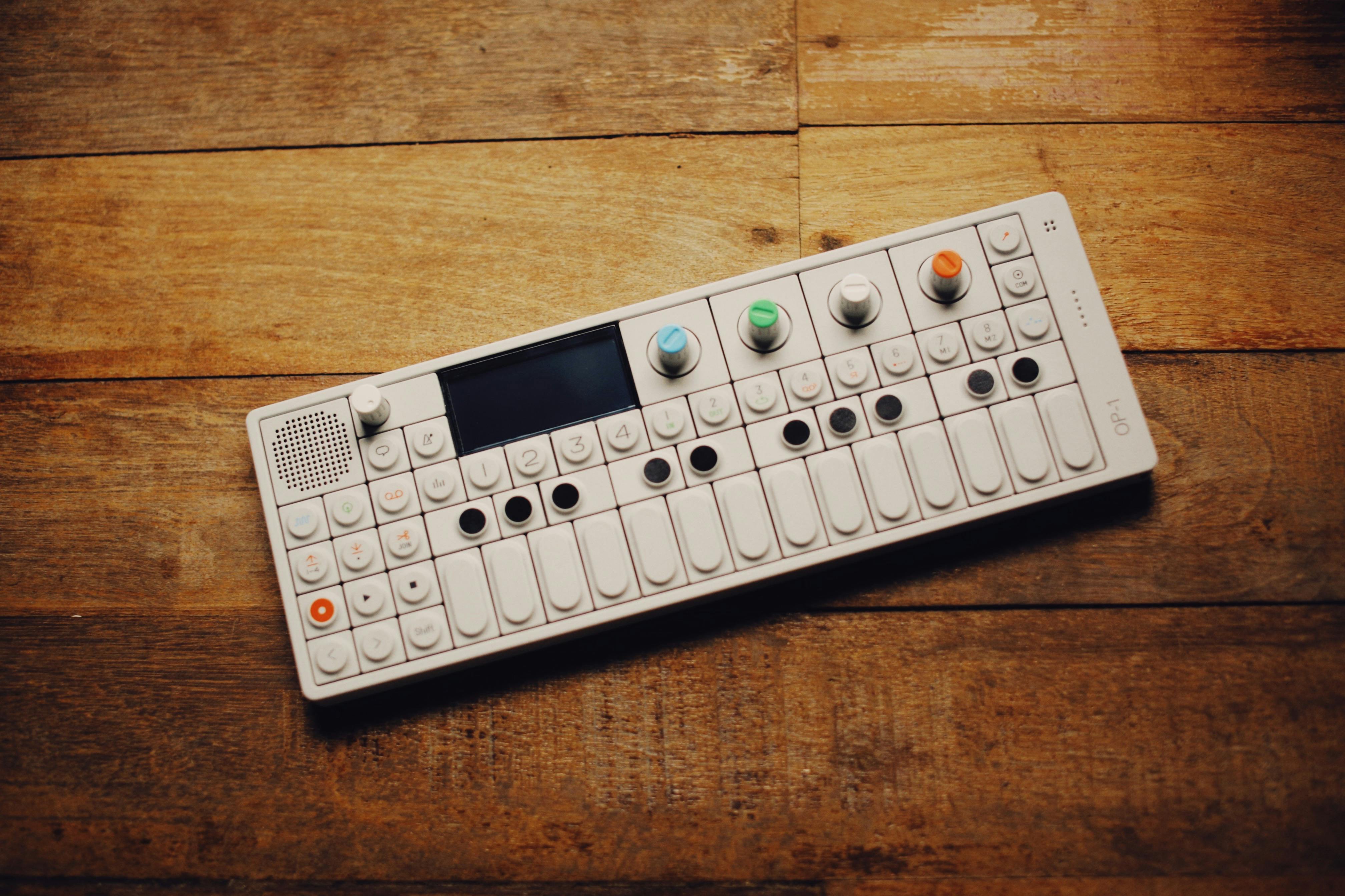 Stylophone Photos, Download The BEST Free Stylophone Stock Photos & HD ...