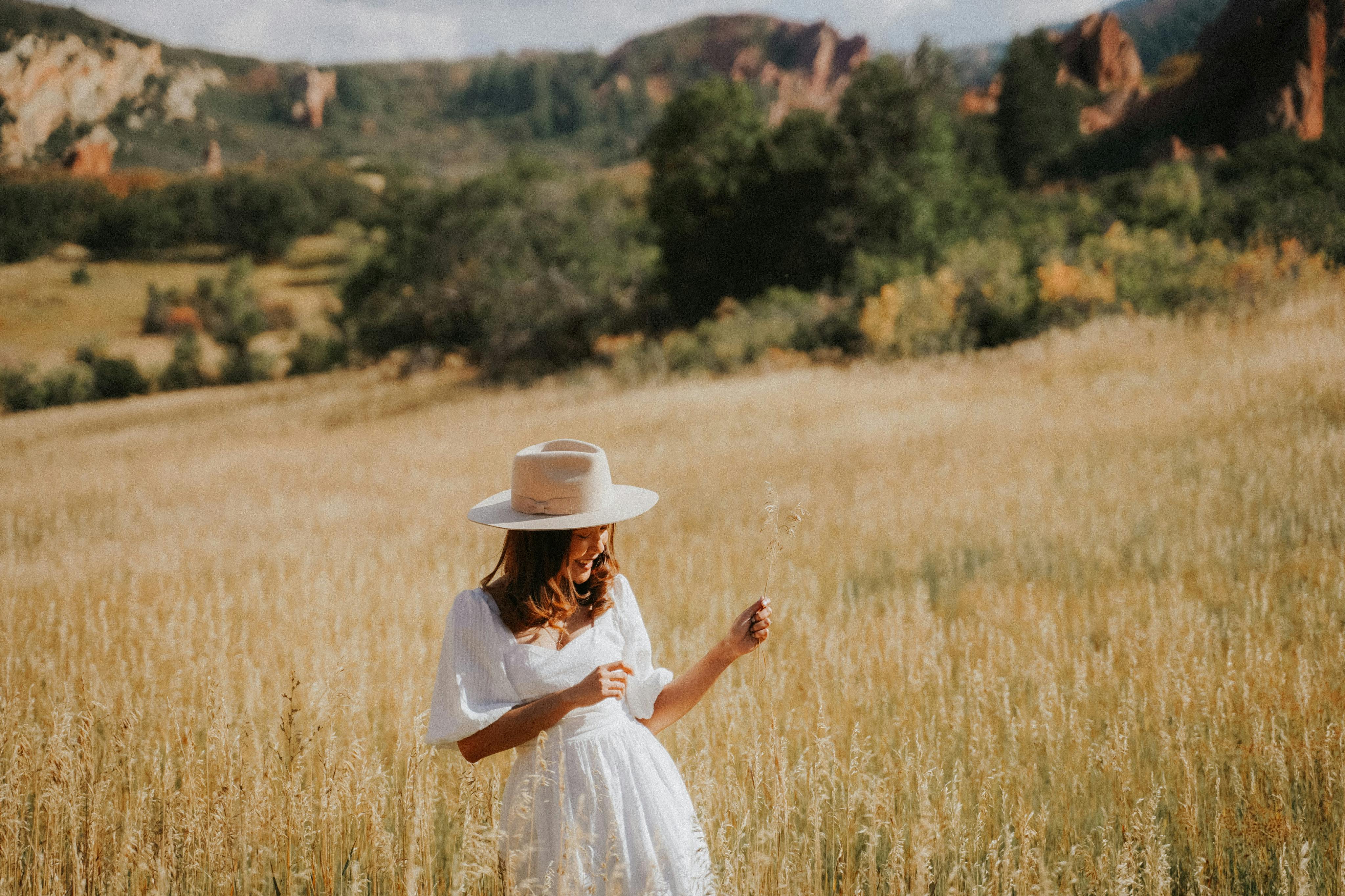 Savannah Hat Photos, Download The BEST Free Savannah Hat Stock Photos ...