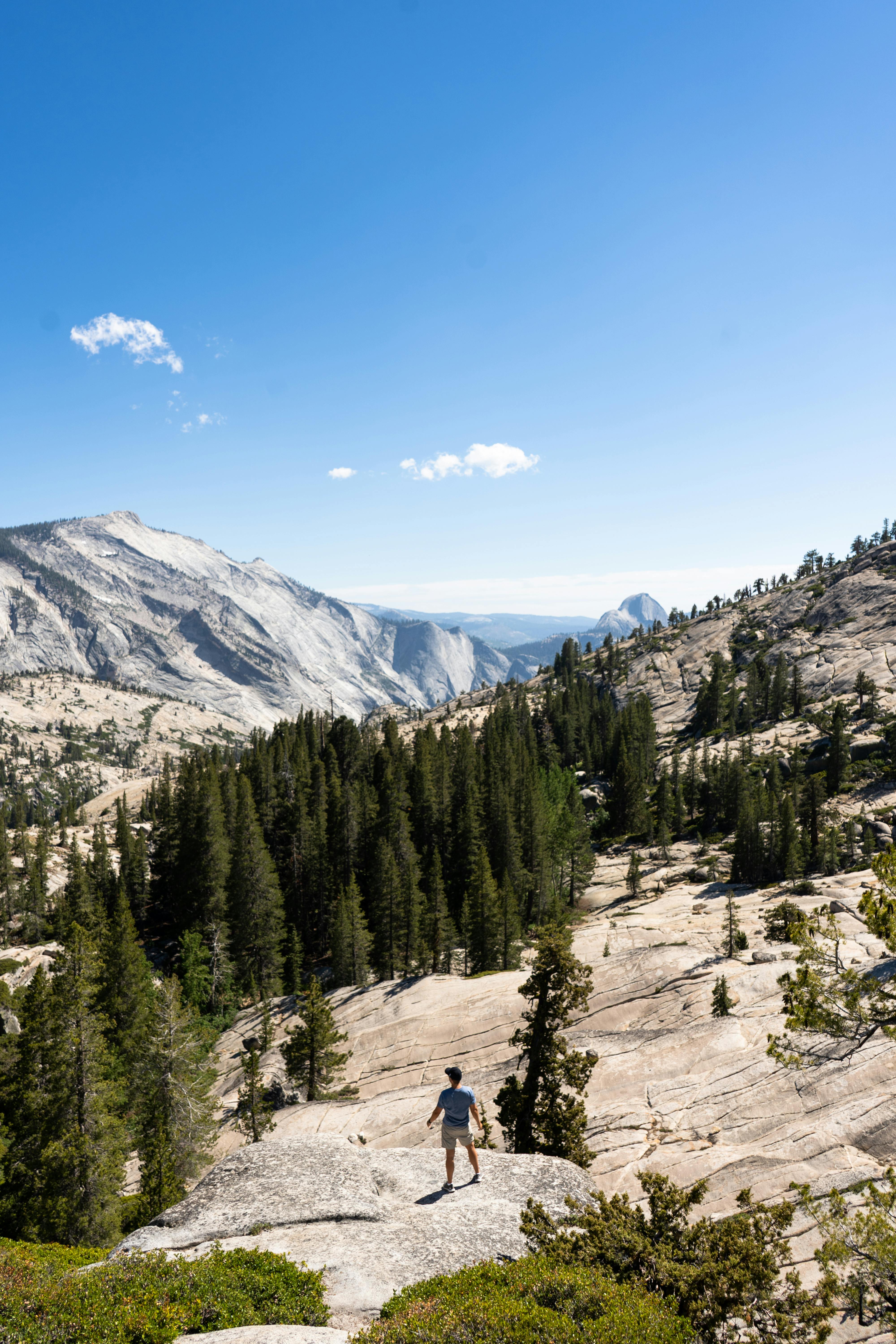 Man in Mountain Landscape · Free Stock Photo