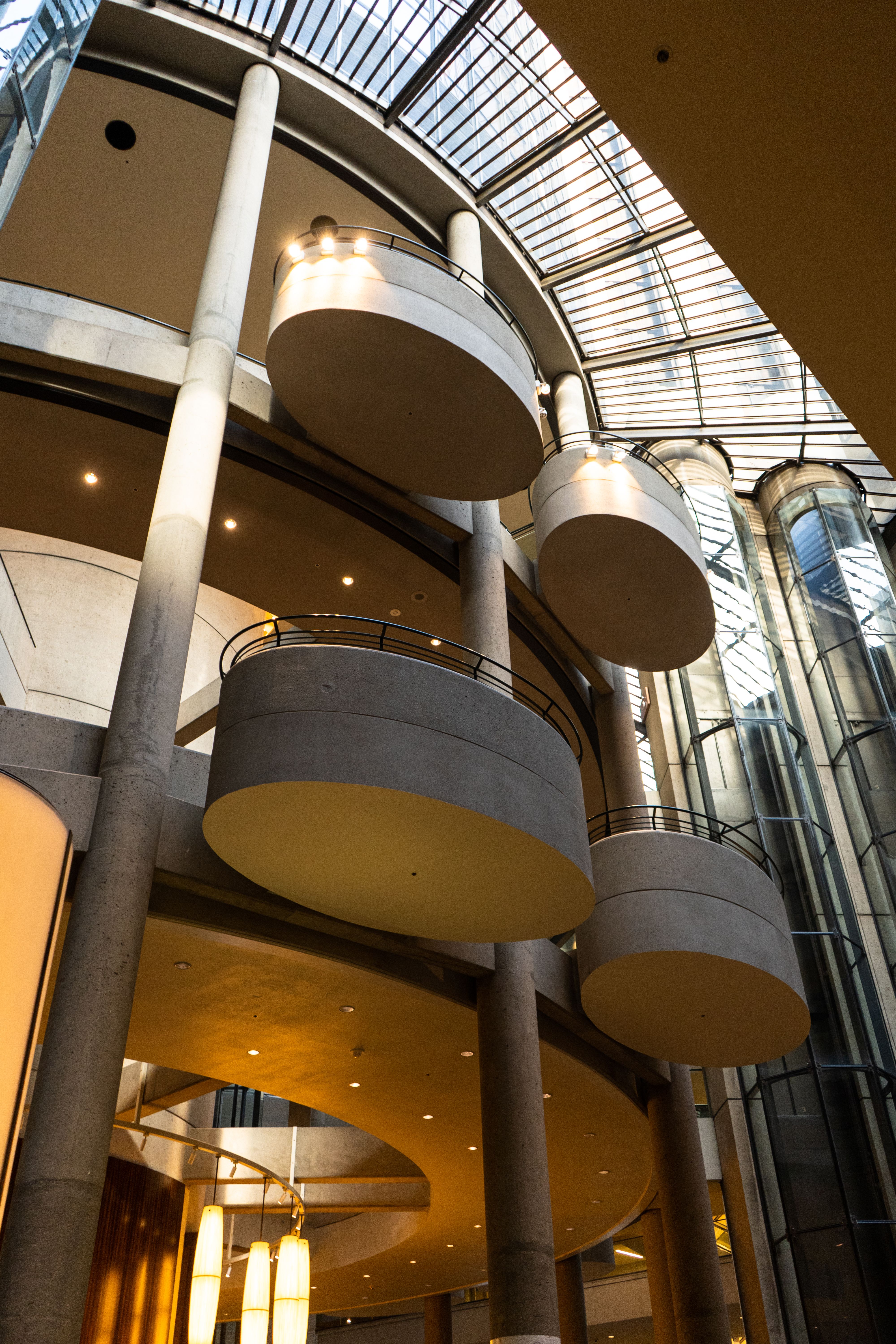 Interior of Modern Building · Free Stock Photo