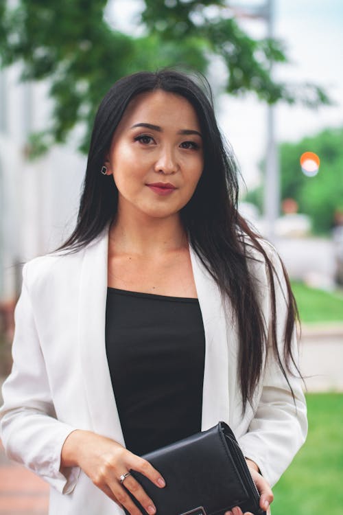 Smiling Elegant Woman · Free Stock Photo Smiling Elegant Woman · Free Stock Photo