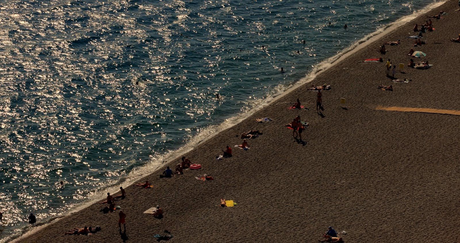 Beach Goers Videos, Download The BEST Free 4k Stock Video Footage ...