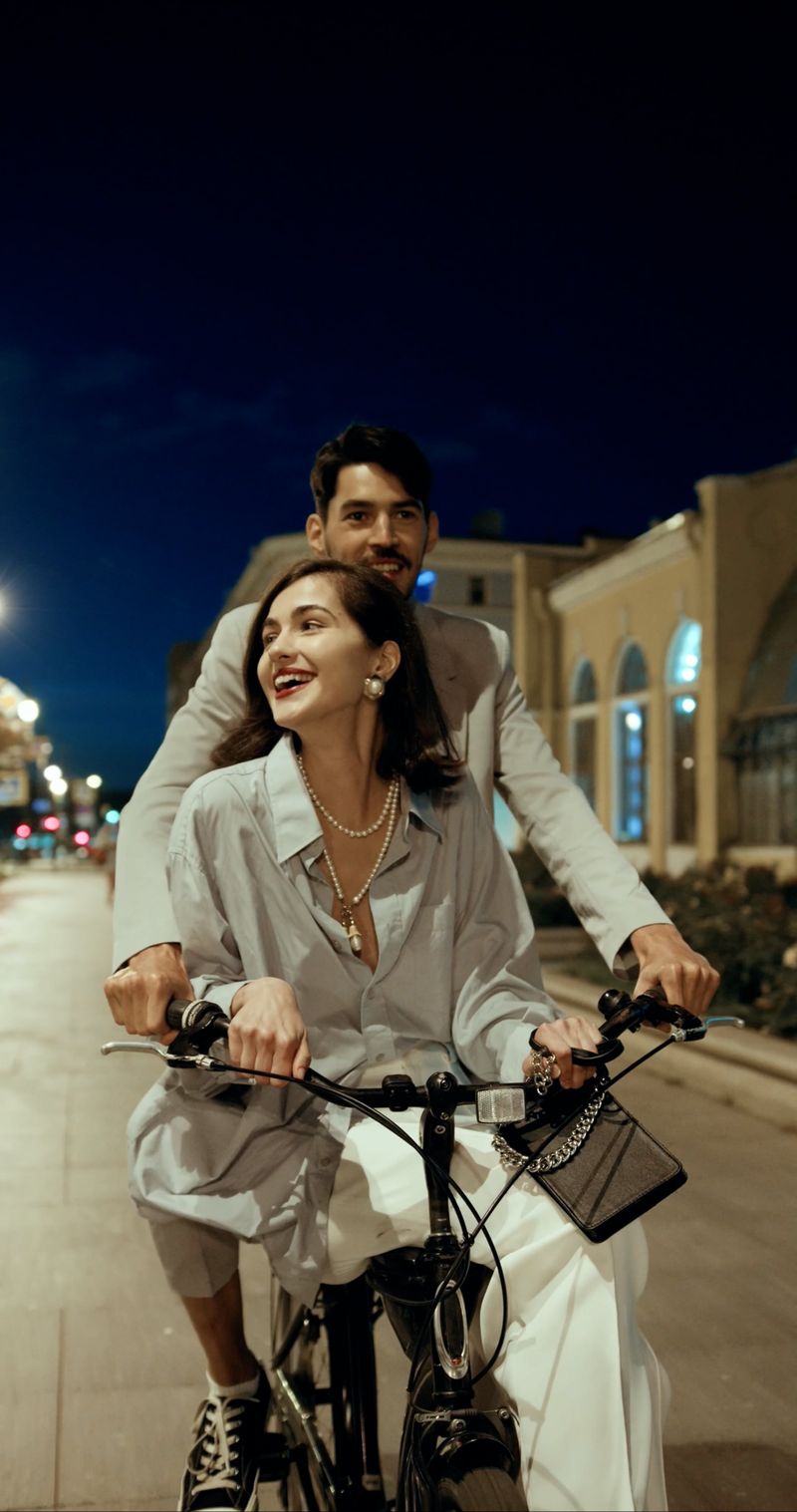 Romantic Couple Reels Videos Videos, Download The BEST Free 4k Stock ...