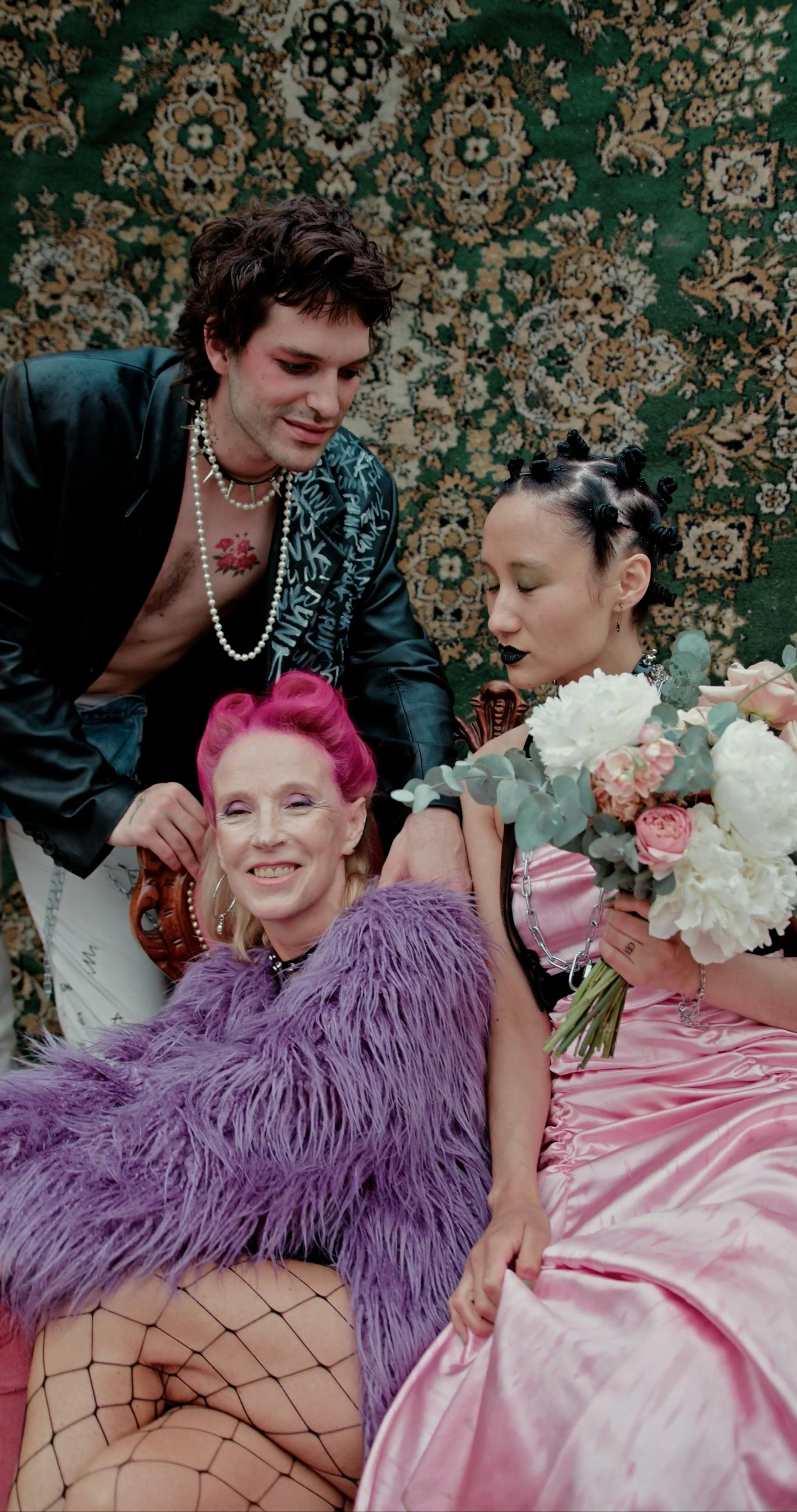 Creative Poses Videos, Download The BEST Free 4k Stock Video Footage ...